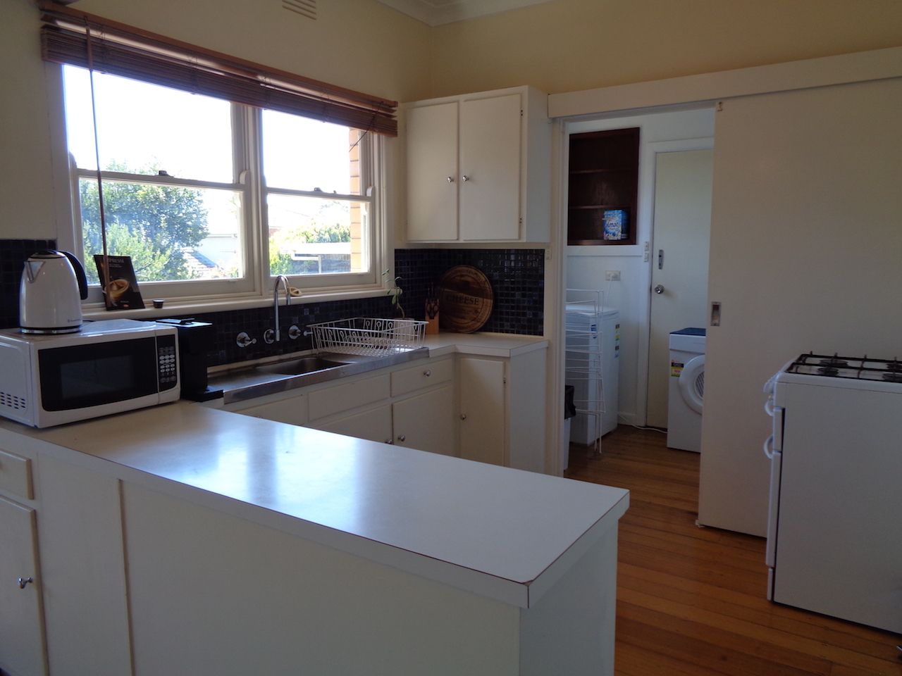 194 Moore Street, Warrnambool, VIC 3280 - Leased House - Ray White ...