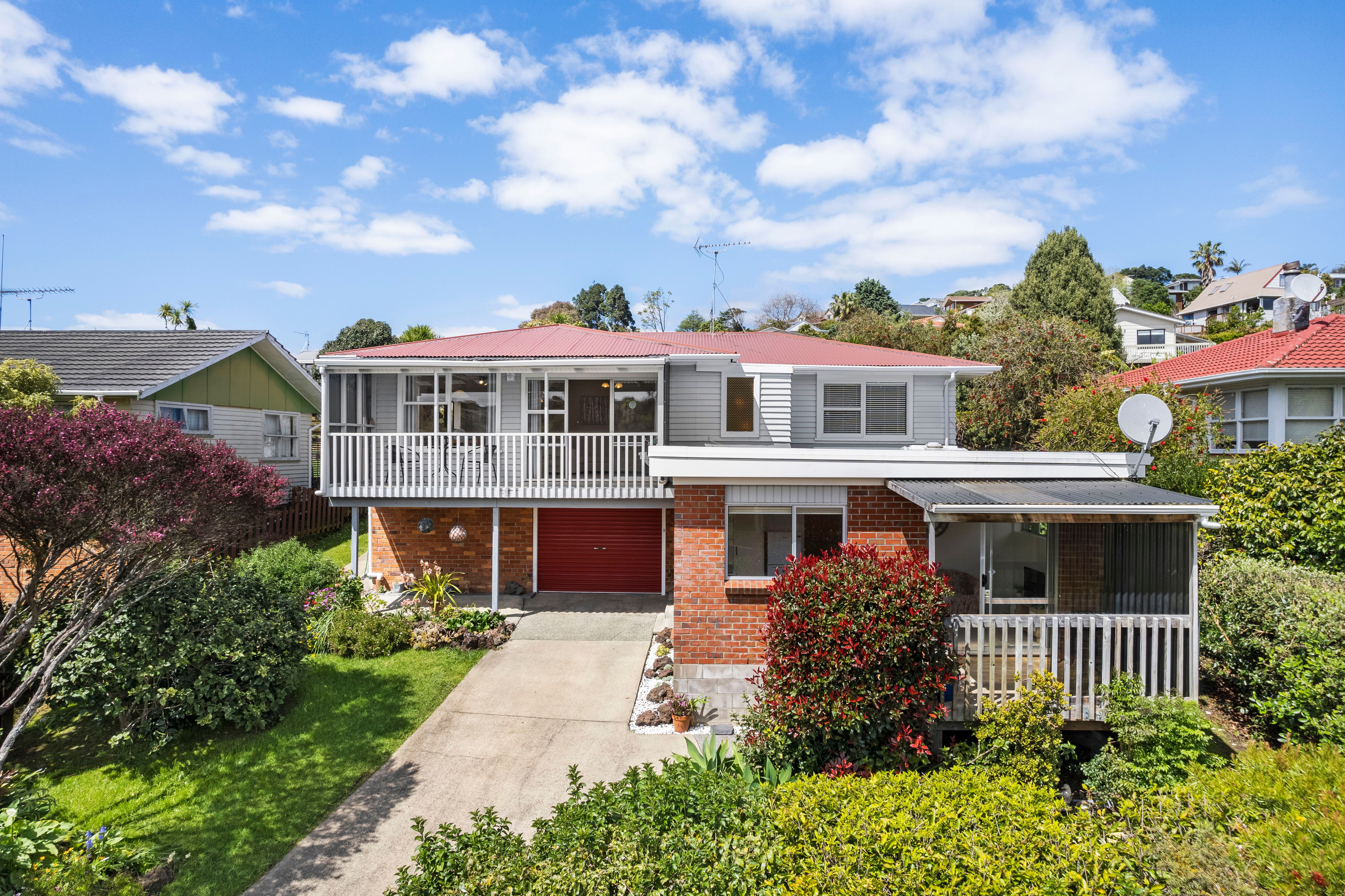 115 Moore Street, Hillcrest, North Shore City 0627 - Sold House - Ray ...