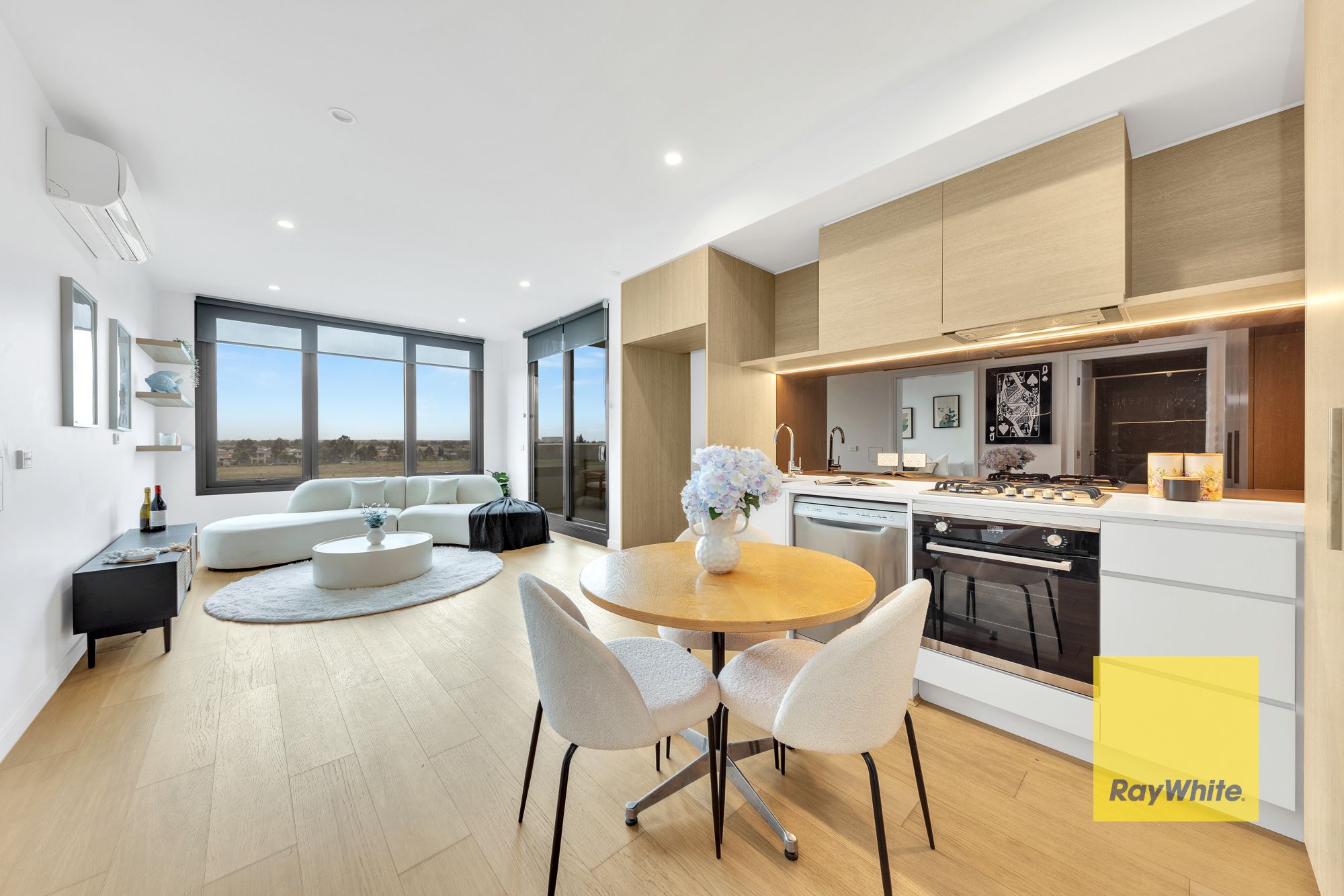 Ray White Point Cook