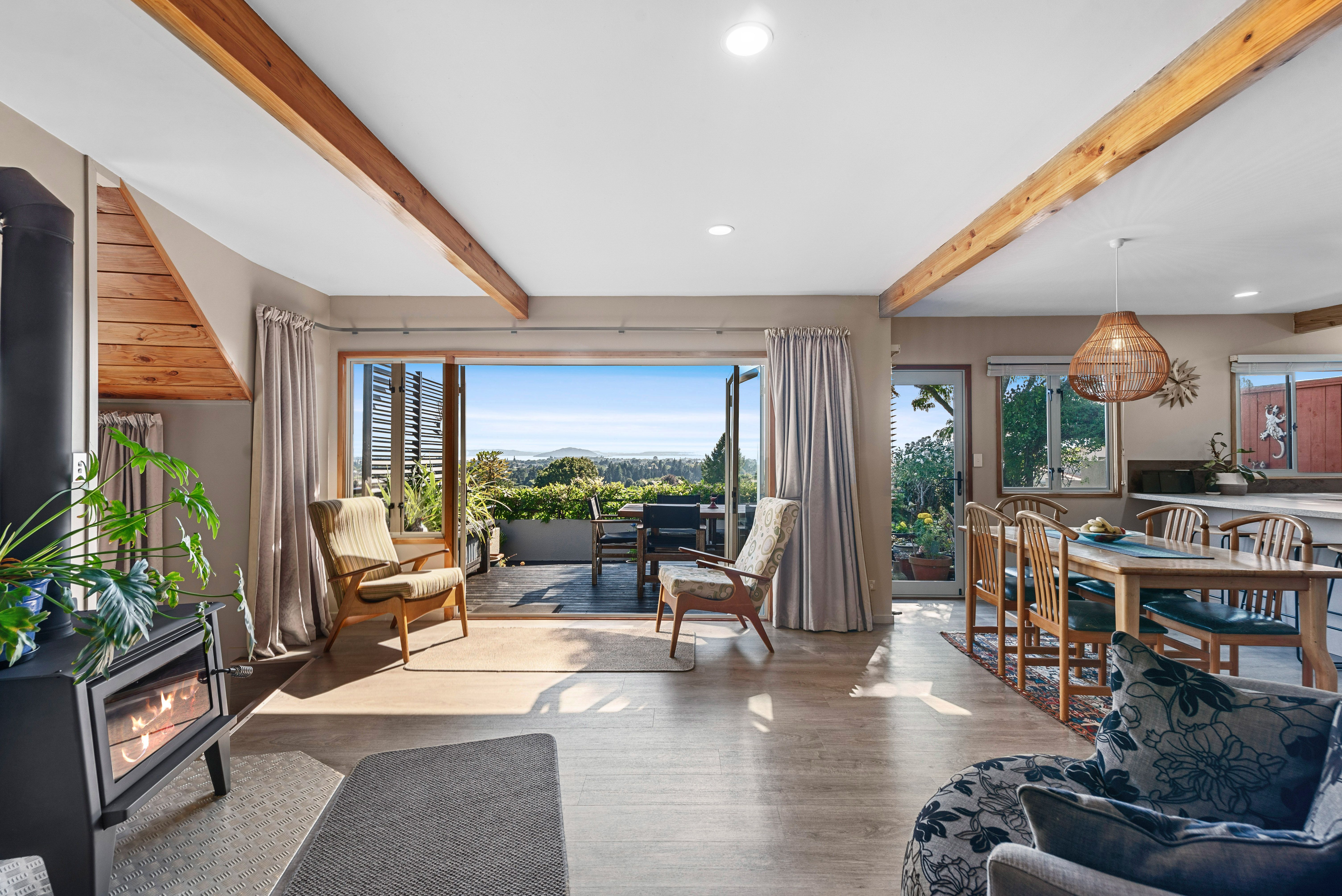 5 Haratua Place, Springfield, Rotorua District 3015 - Sold House - Ray ...