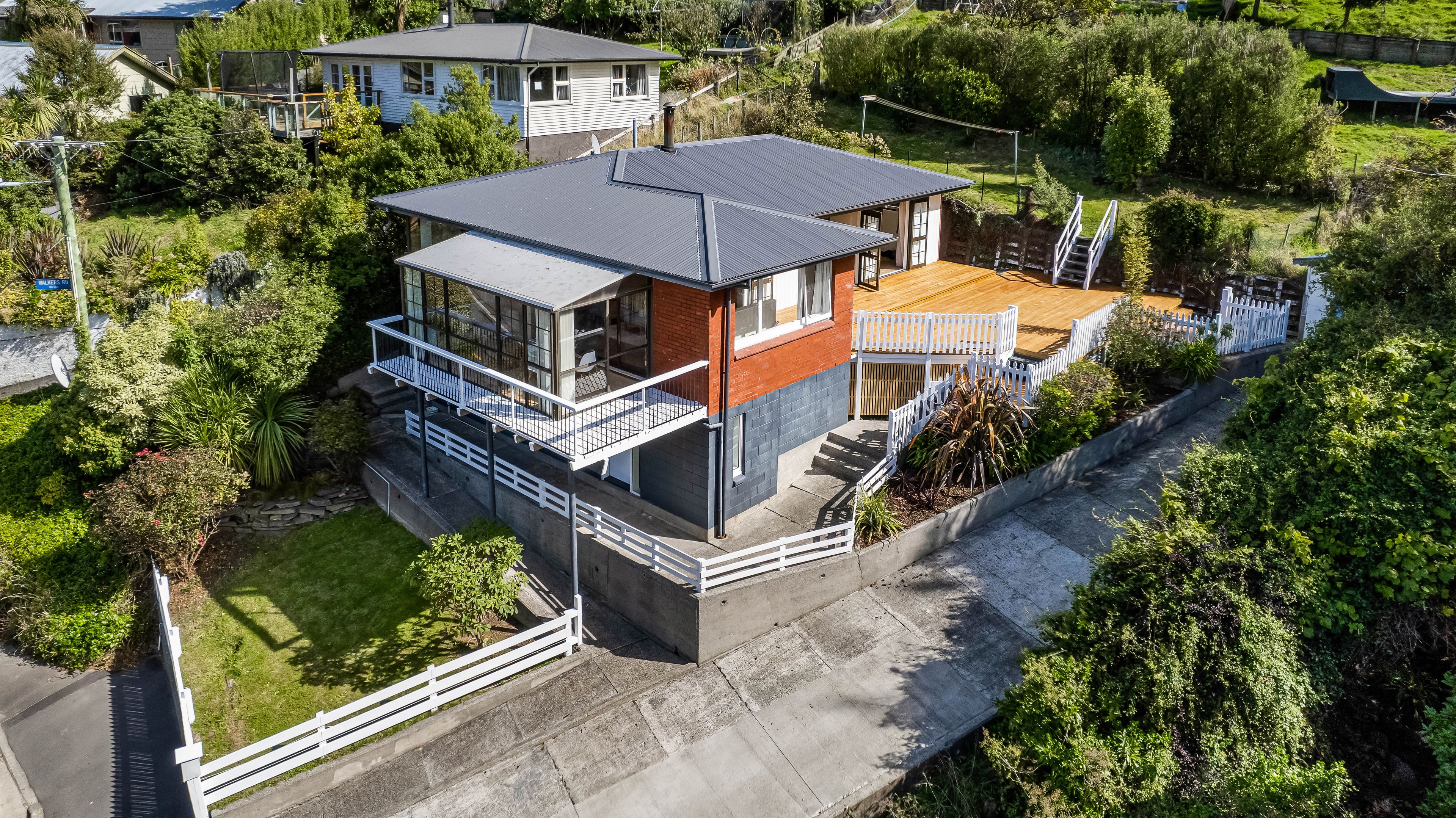 27 Walkers Road, Lyttelton, Christchurch City 8082 - Sold House - Ray ...