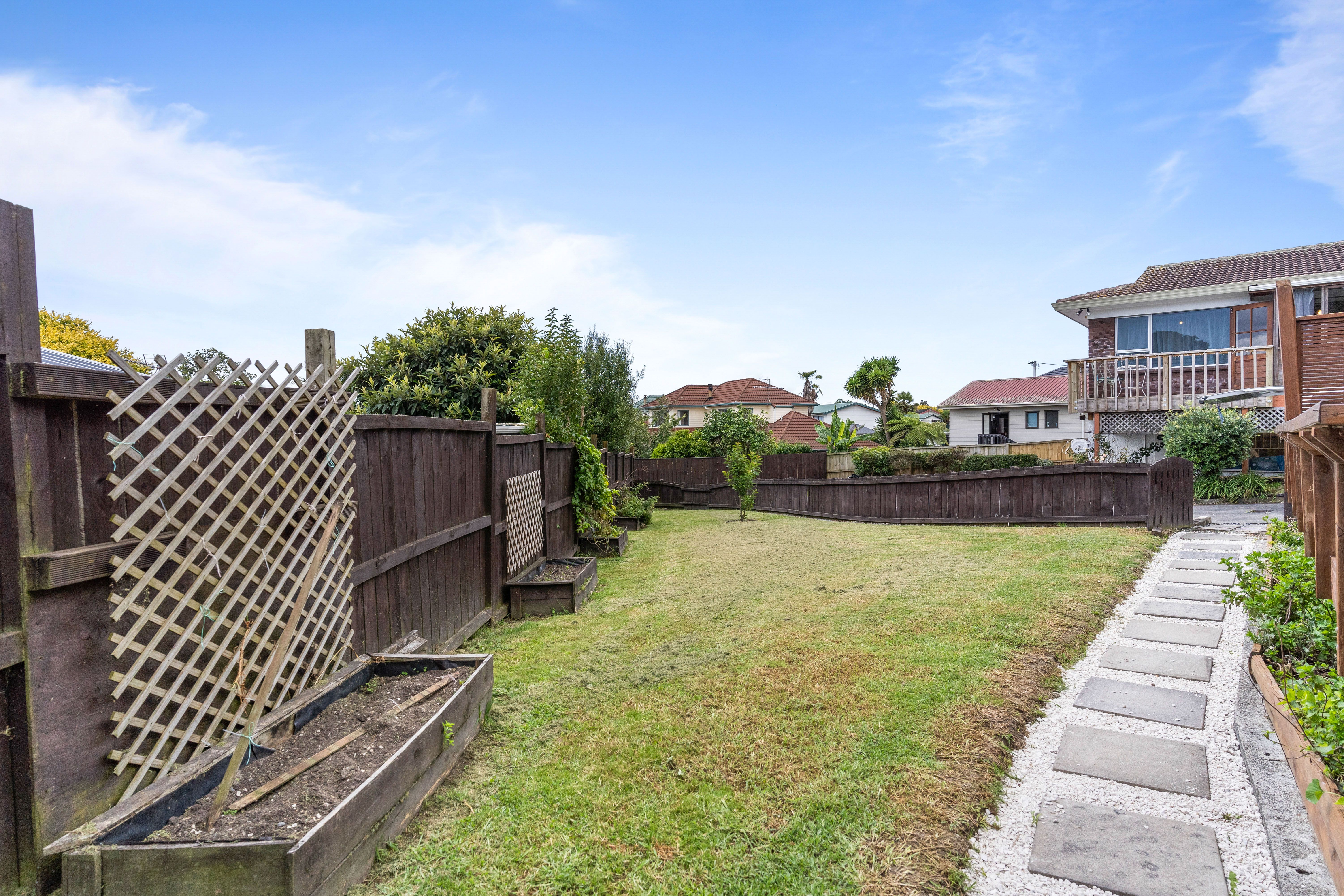 2/49 Ashdown Place, Pahurehure, Papakura 2113 - Sold House - Ray White ...