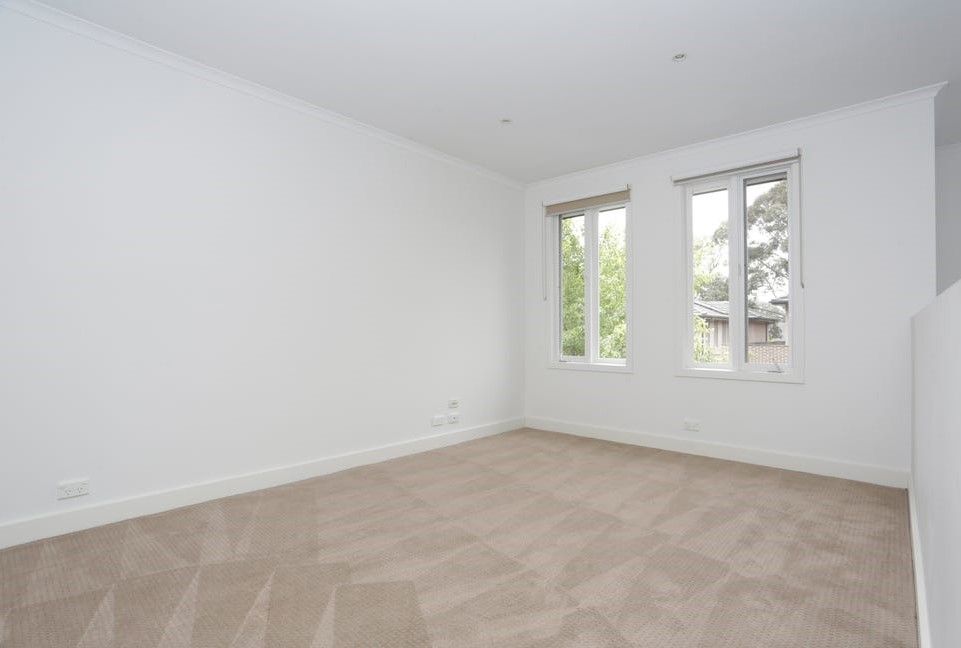 2/50 Donald Road, Wheelers Hill, VIC 3150 - Townhouse for Rent - Ray ...