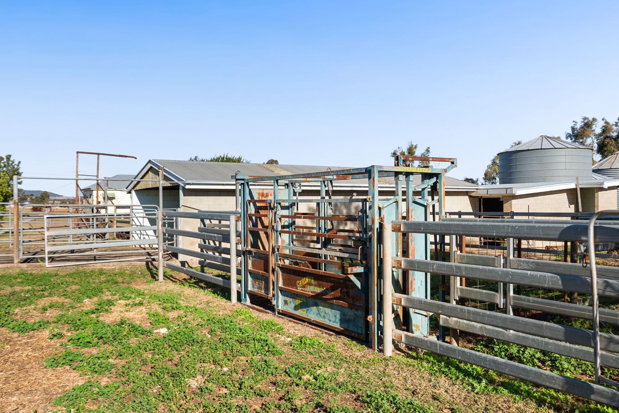 "Karinya" - "Karinya" 586 Moran Road, Linthorpe, QLD 4356 - Sold Rural ...