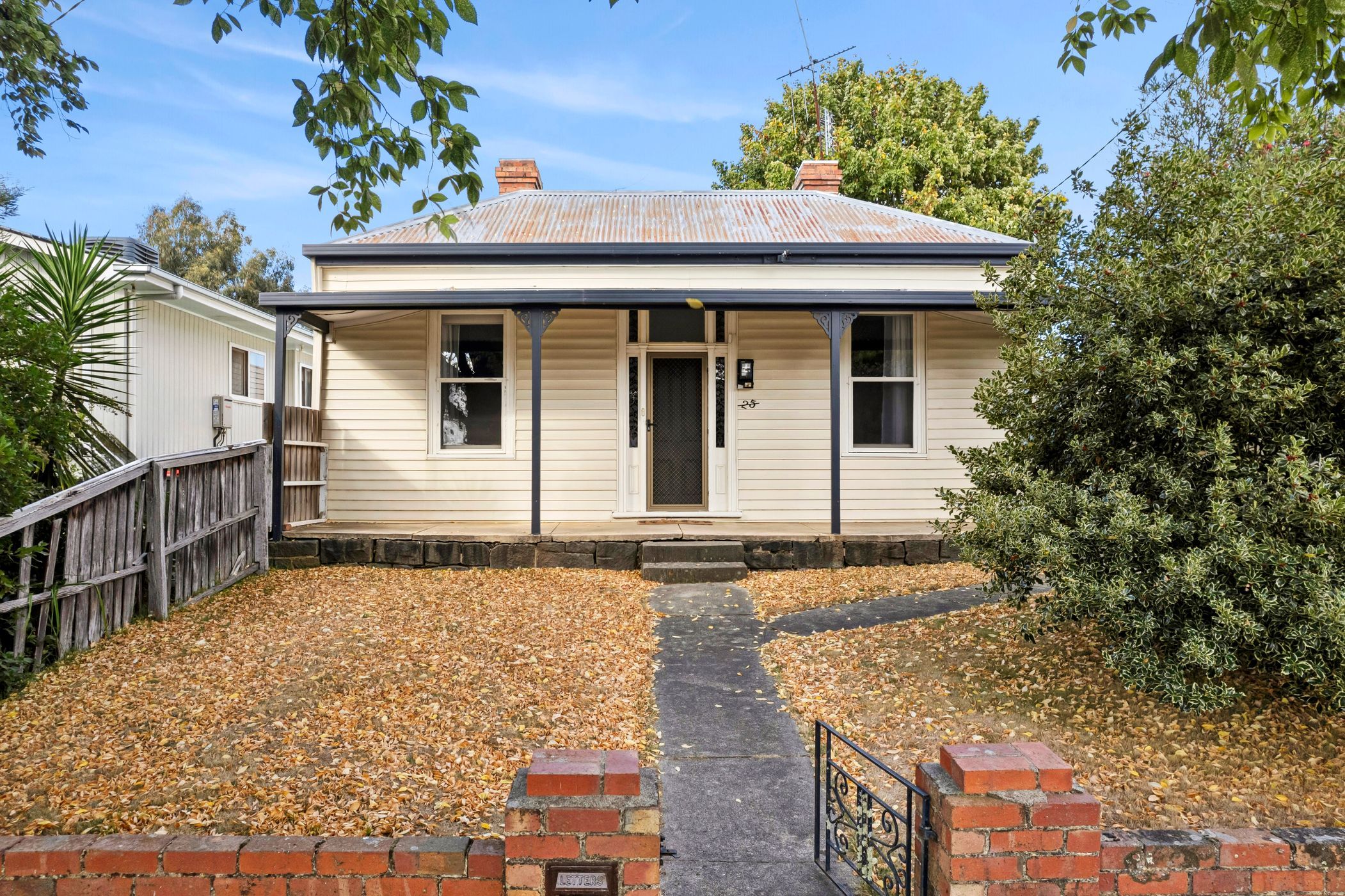 25 Hutton Street, Kyneton, VIC 3444 - Leased House - Ray White Kyneton