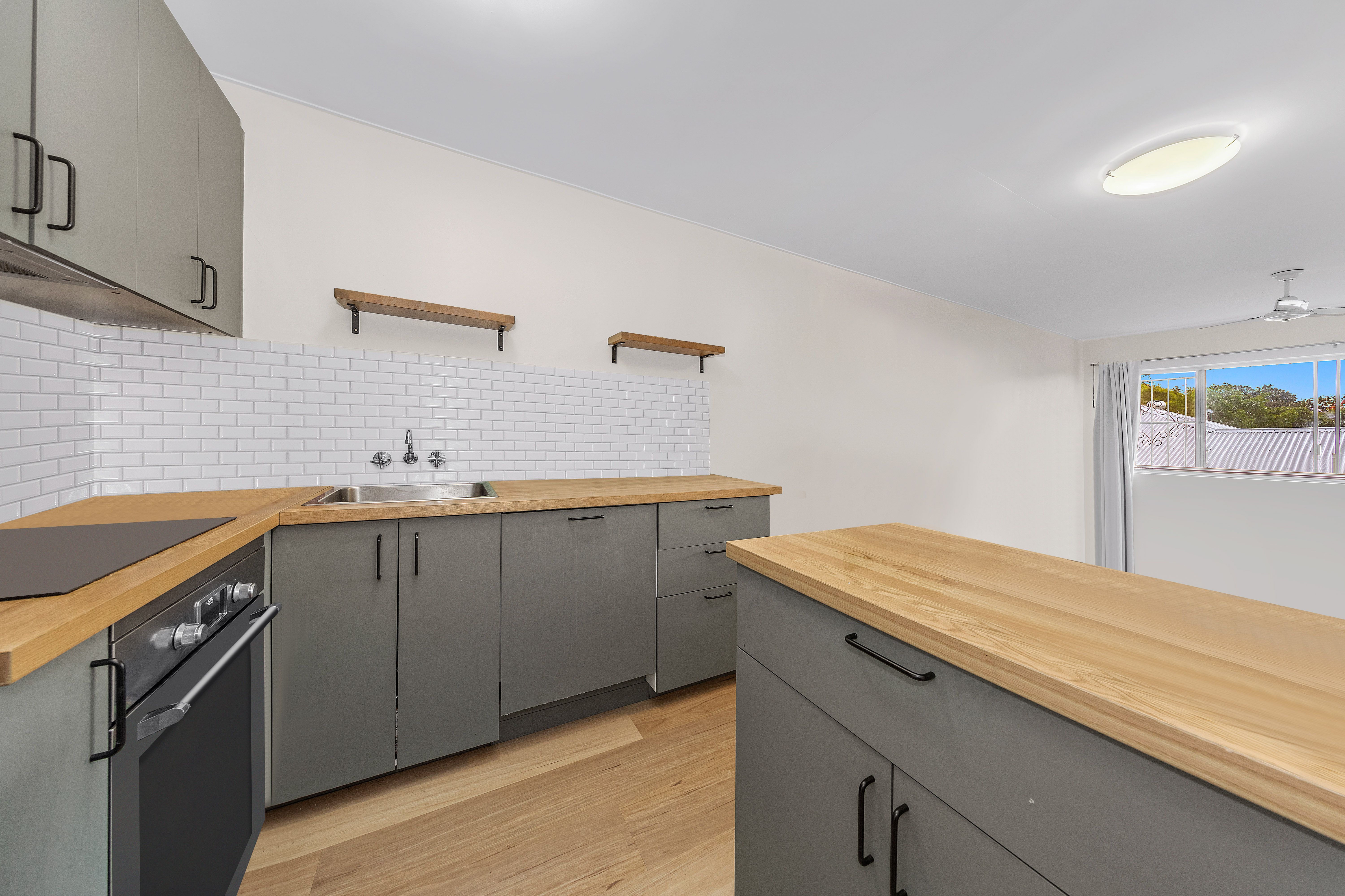 8/12 Cooma Street, Clayfield, QLD 4011 - Sold Unit - Ray White Ascot