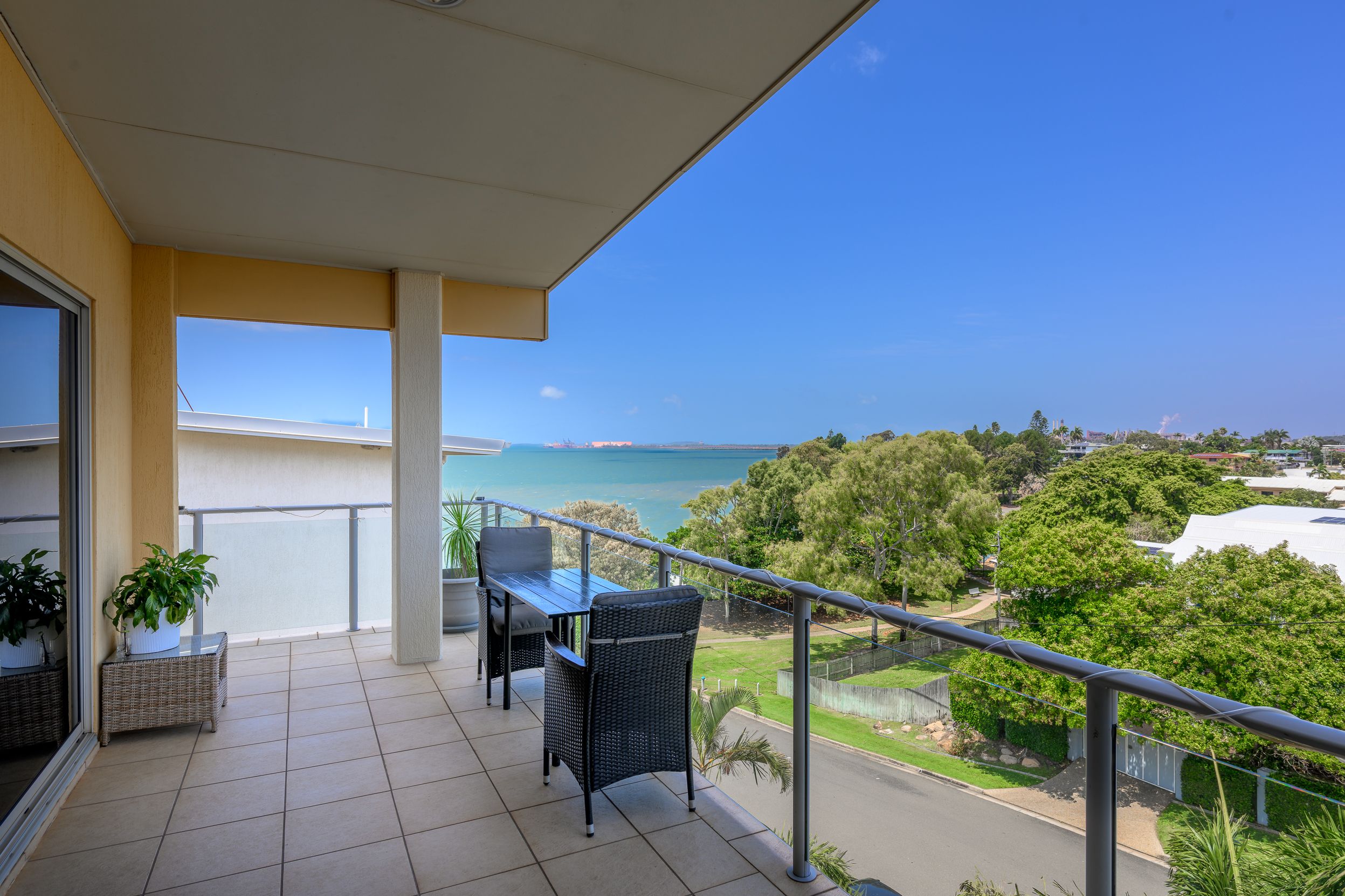 27/22 Barney Street, Barney Point, QLD 4680 - Sold Unit - Ray White ...