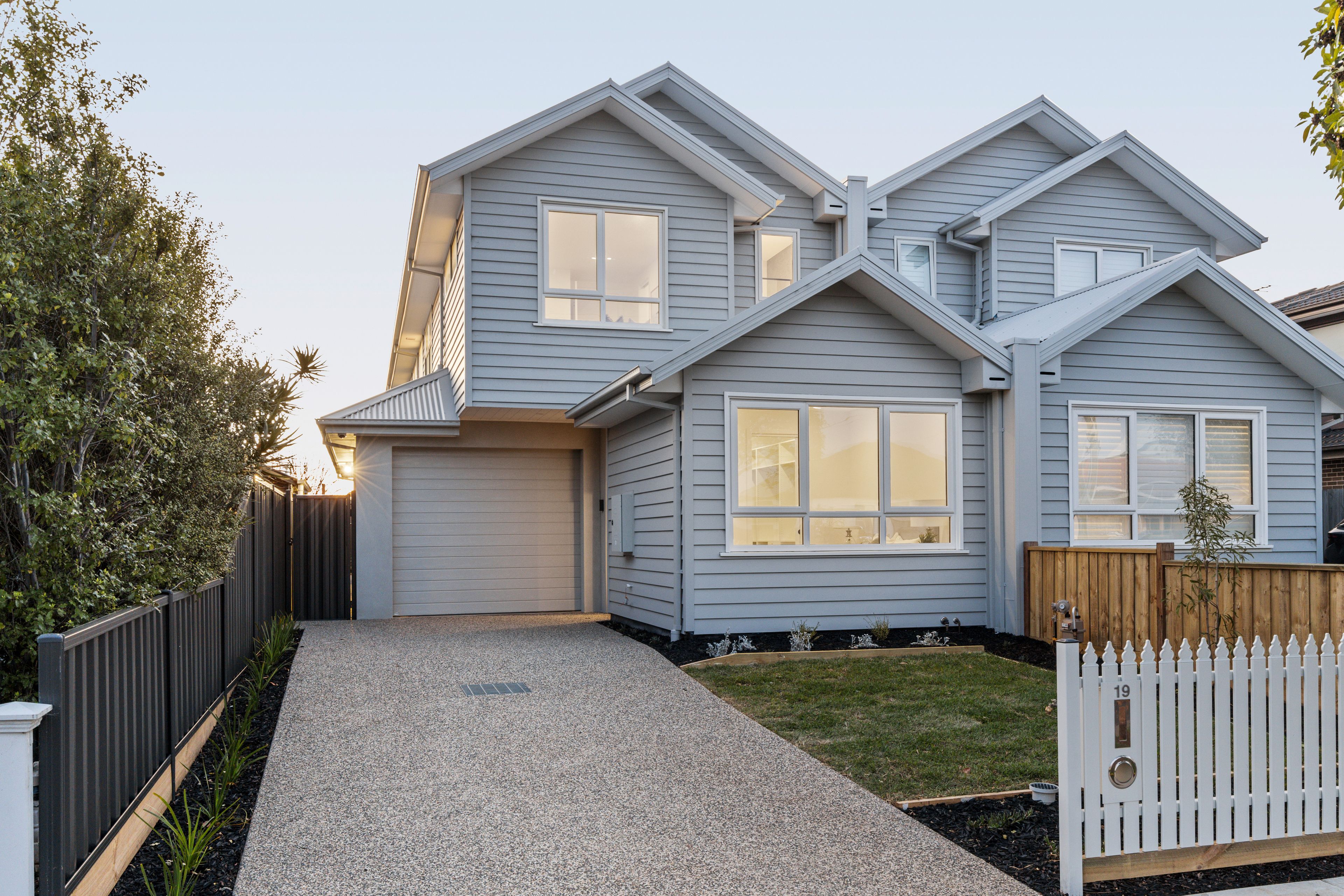 Ray White Altona