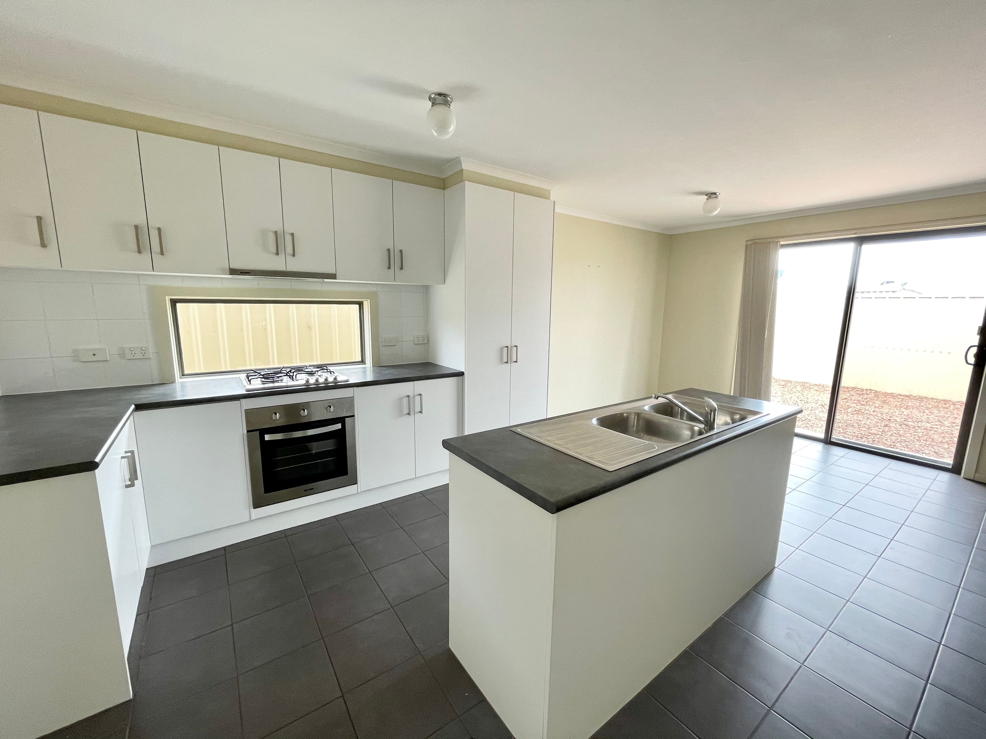 2 Mcdonald Drive, Whyalla Stuart, SA 5608 - House for Rent - Ray White ...