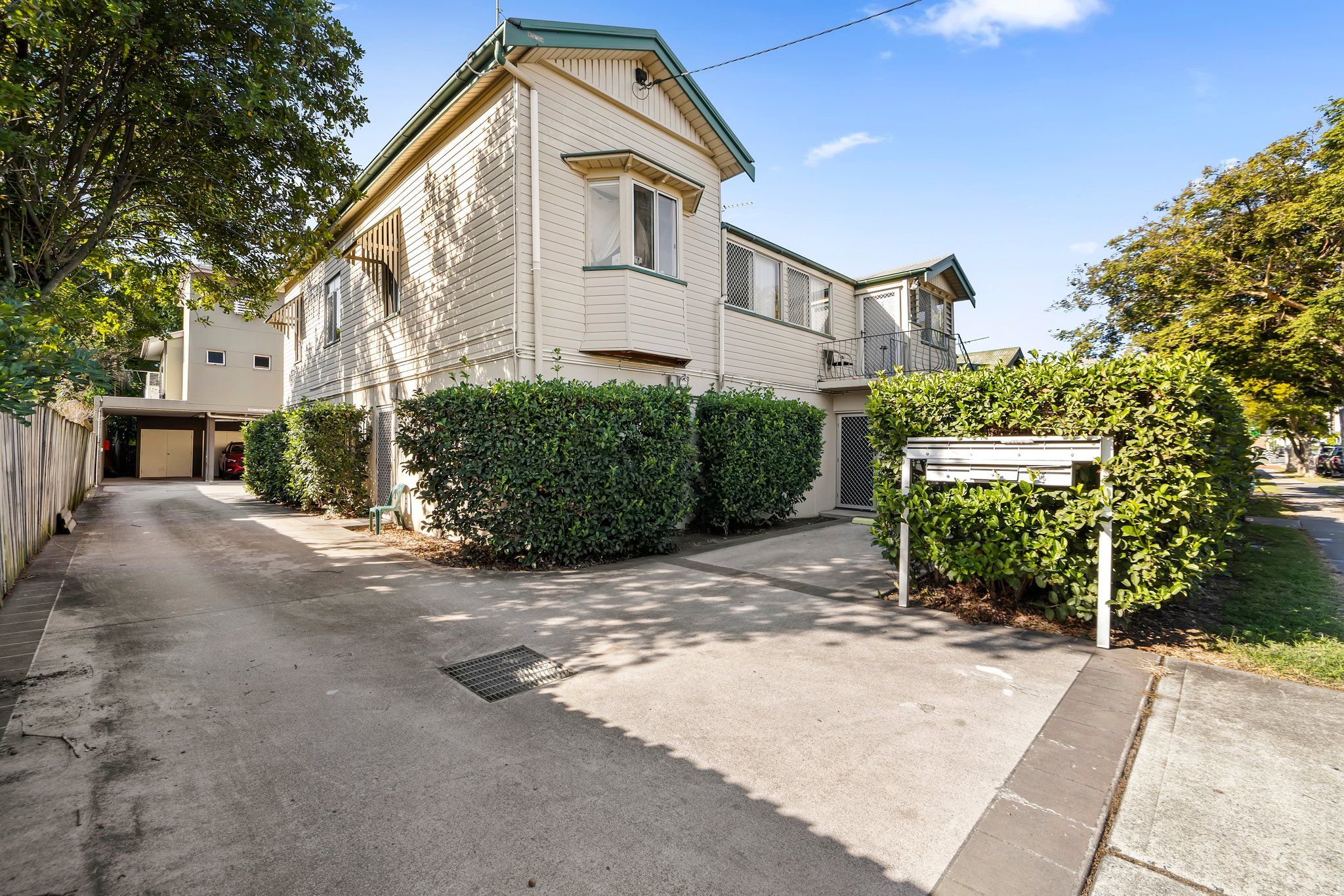 2/29 Nudgee Road, Hamilton, QLD 4007 - Leased Unit - Ray White West End