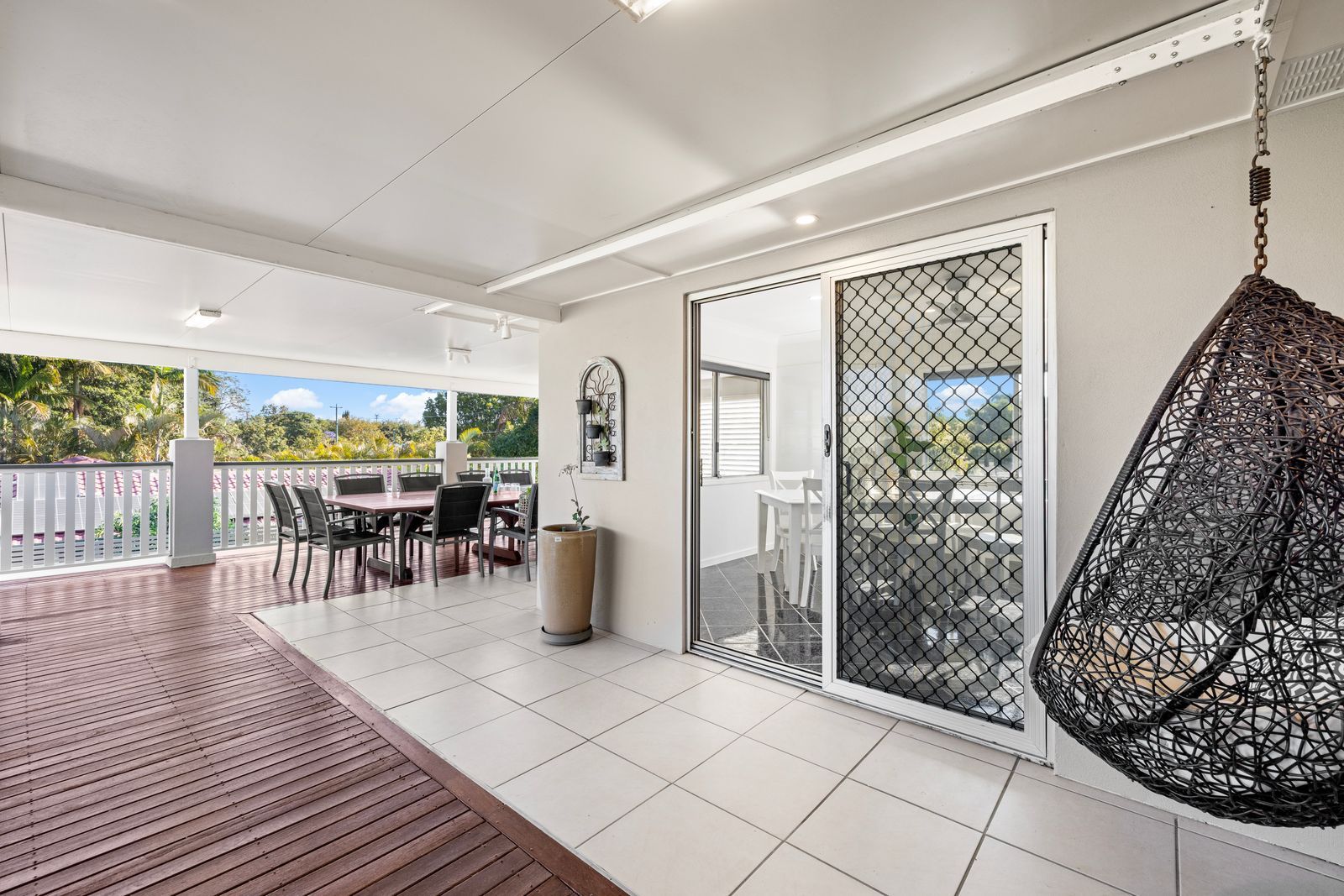 1 Weldon Street, Birkdale, QLD 4159 - Sold House - Ray White Asset ...