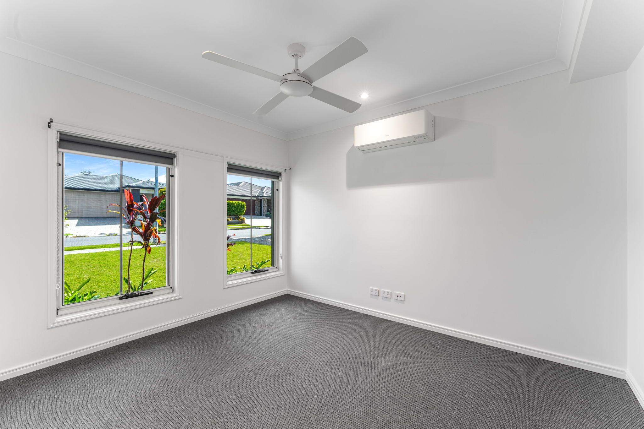 90 Watheroo Street, South Ripley, QLD 4306 - House for Rent - Ray White ...