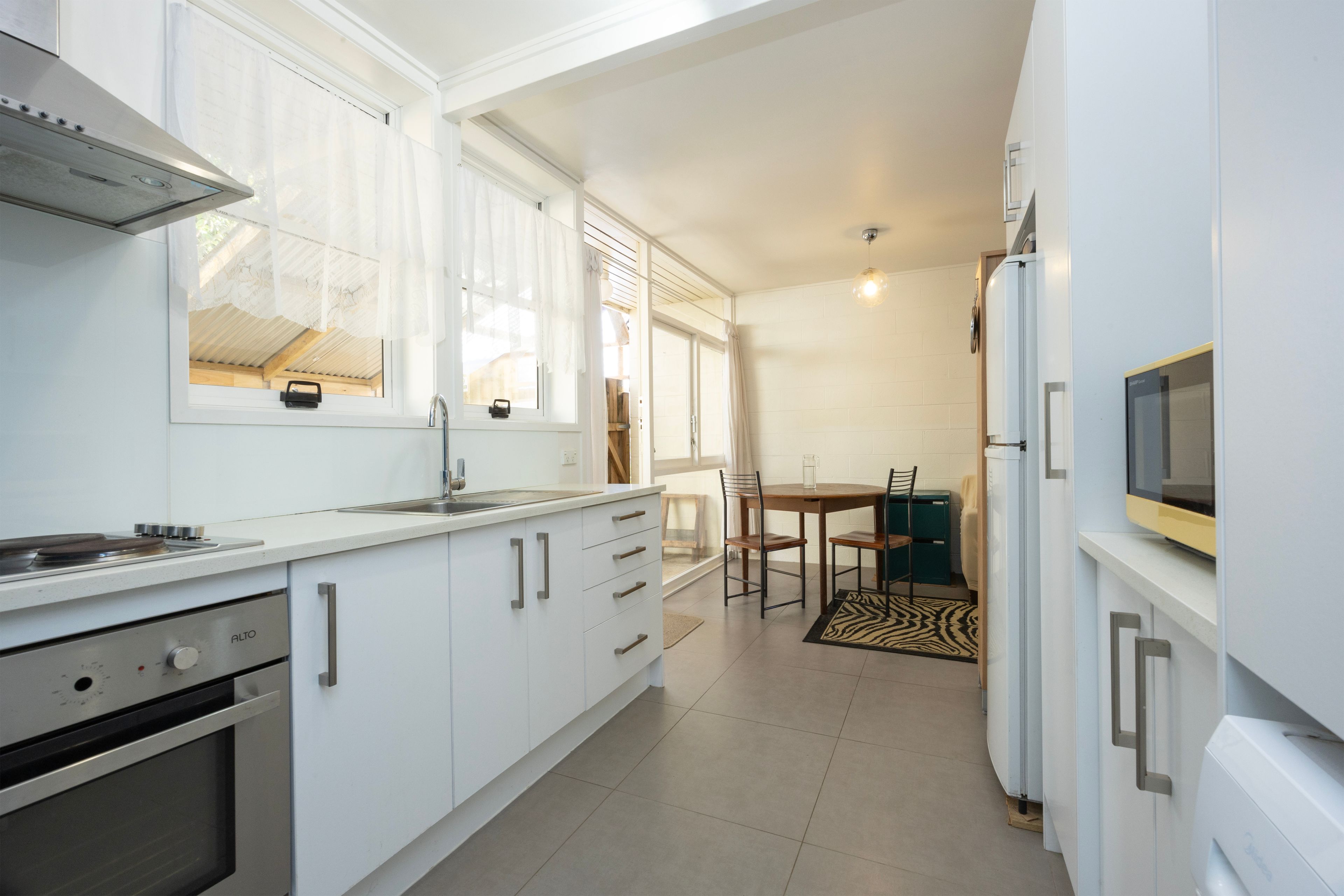 4/40 Mount Smart Road, Onehunga, Auckland City 1061 - Sold Unit - Ray ...