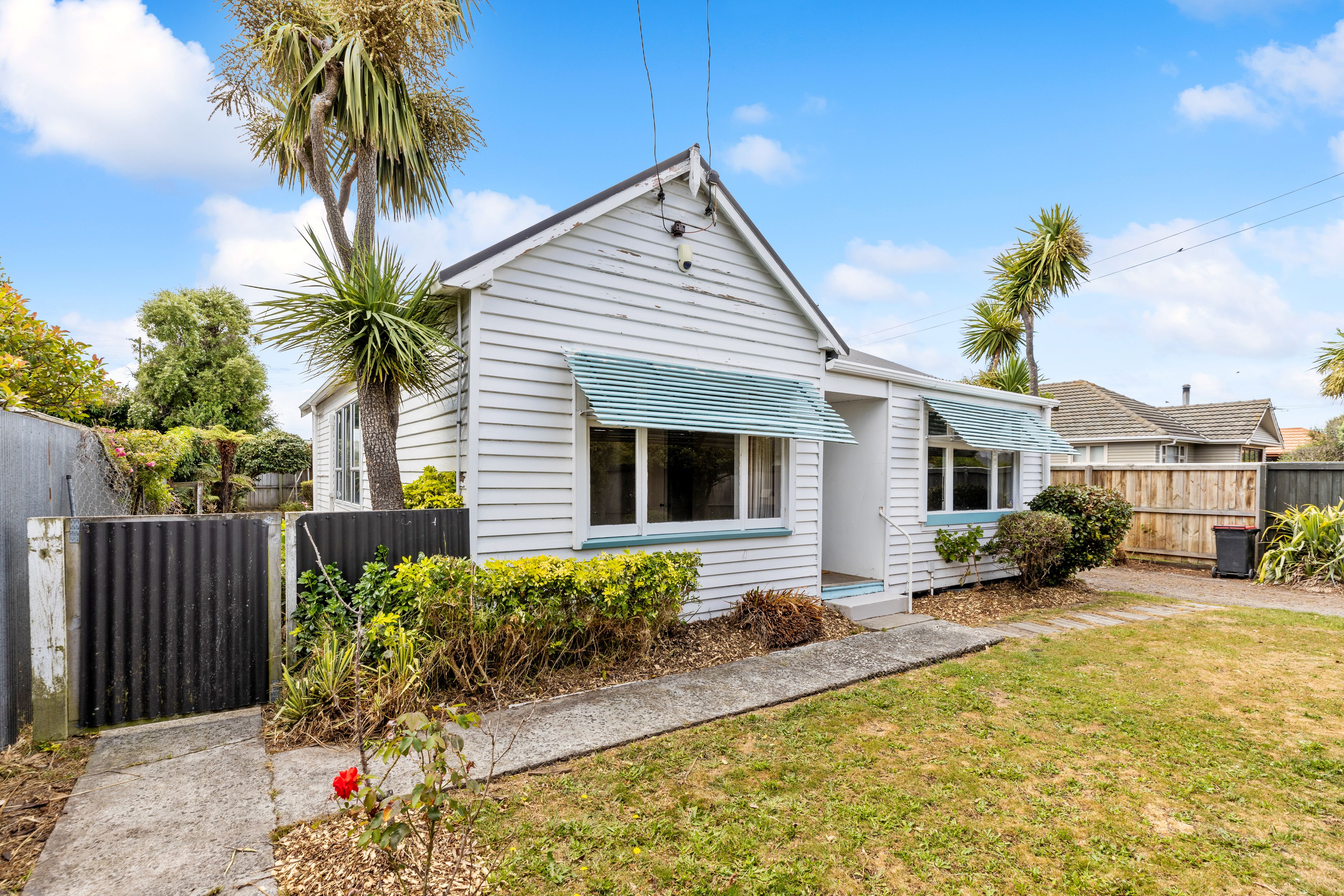 7 Estuary Road, New Brighton, Christchurch City 8061 - Sold House - Ray ...