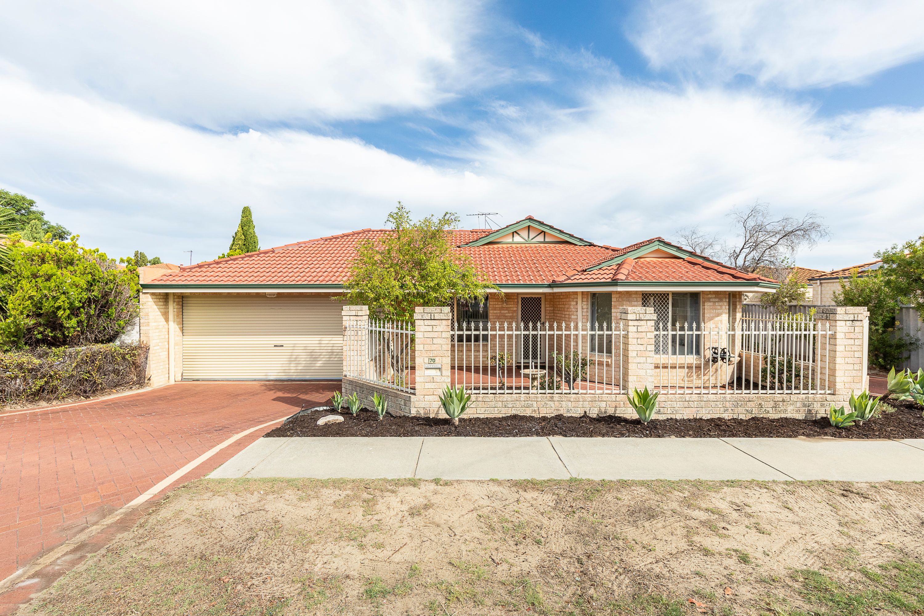 1/70 Federal Street, Tuart Hill, WA 6060 - Sold Villa - Ray White Inner ...