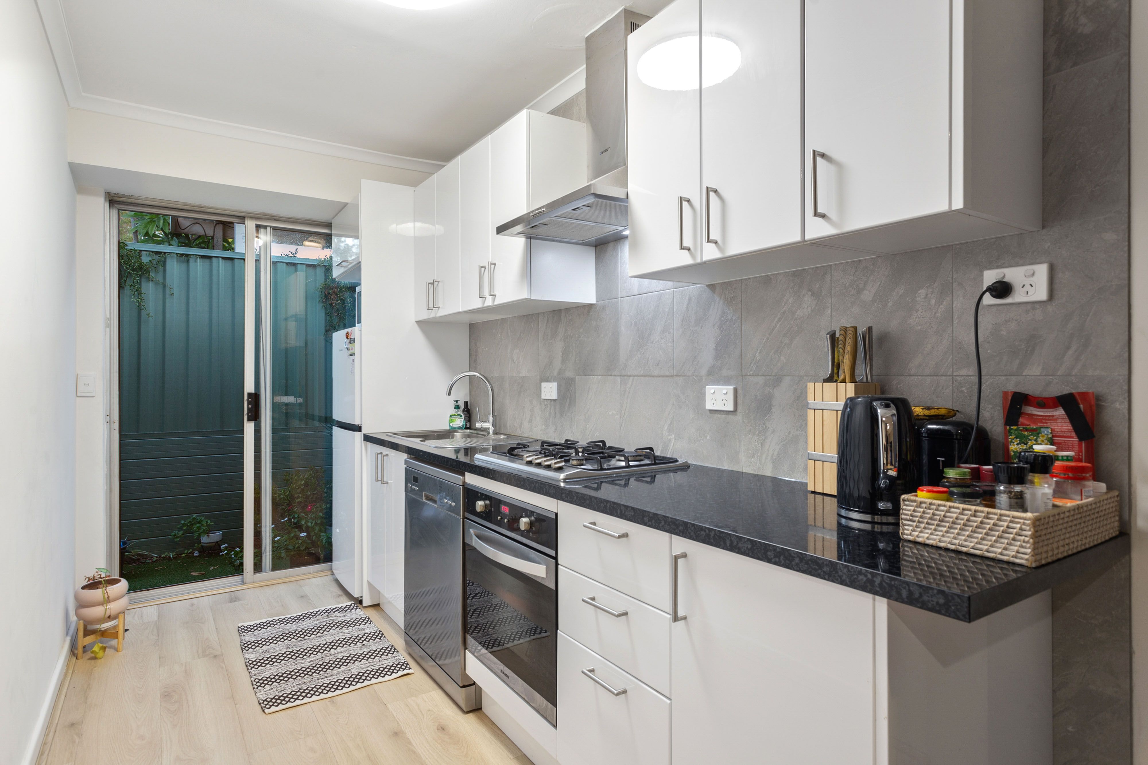 4/52 First Avenue, Mount Lawley, WA 6050 - Sold Villa - Ray White Inner ...