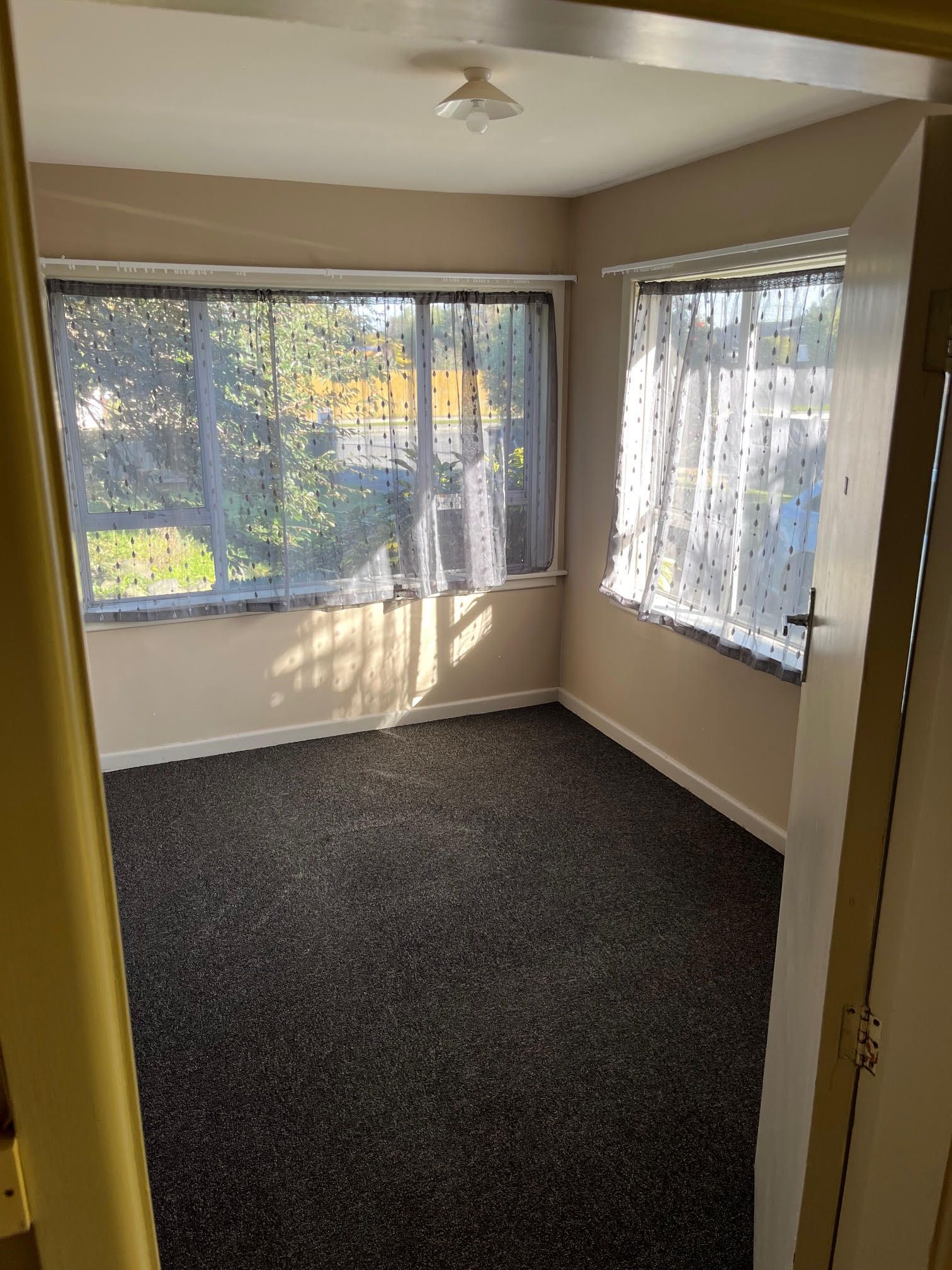 64 Moffett Street, Islington, Christchurch City 8042 - Leased House ...