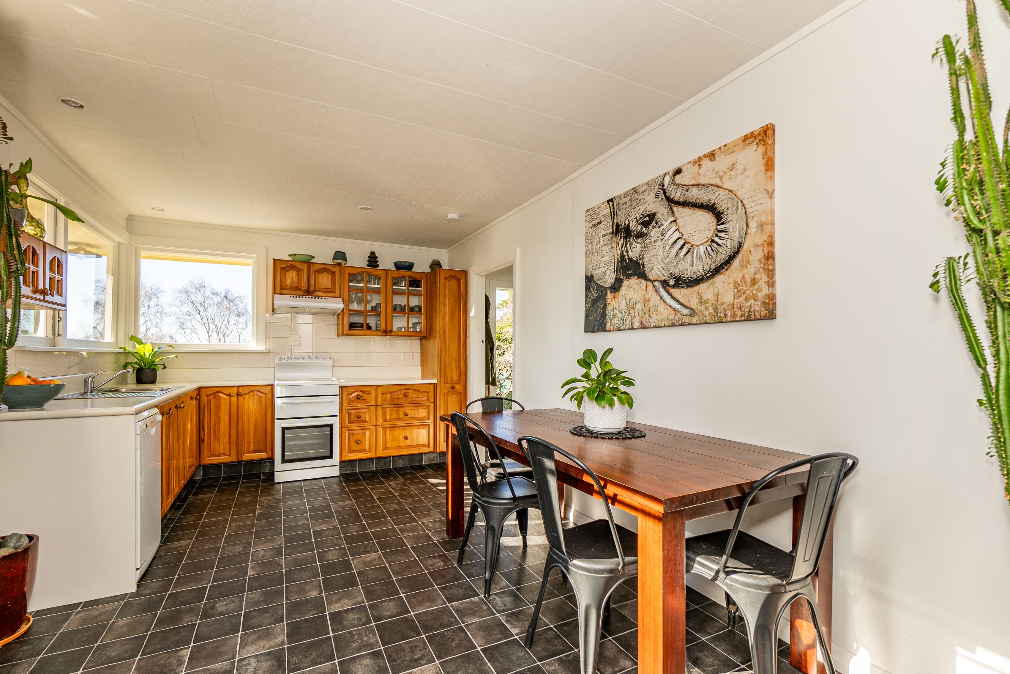 47 Old North Road, Marchwiel, Timaru District 7910 - Sold House - Ray ...