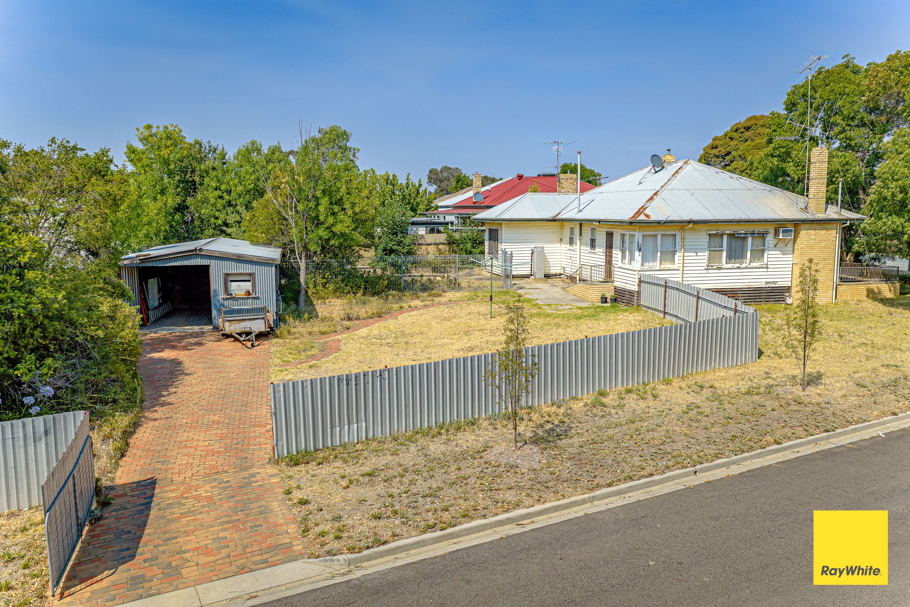 96 Bannister Street, North Bendigo, VIC 3550 - Sold House - Ray White ...