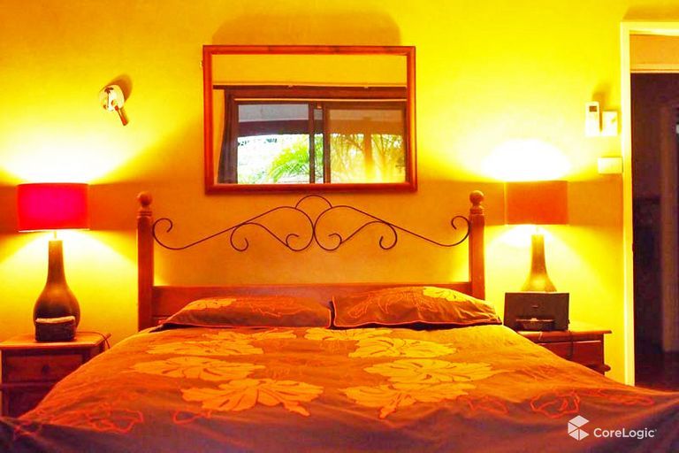 4 De Marchi Road, Cable Beach, WA 6726 - Leased House - Broome Real ...