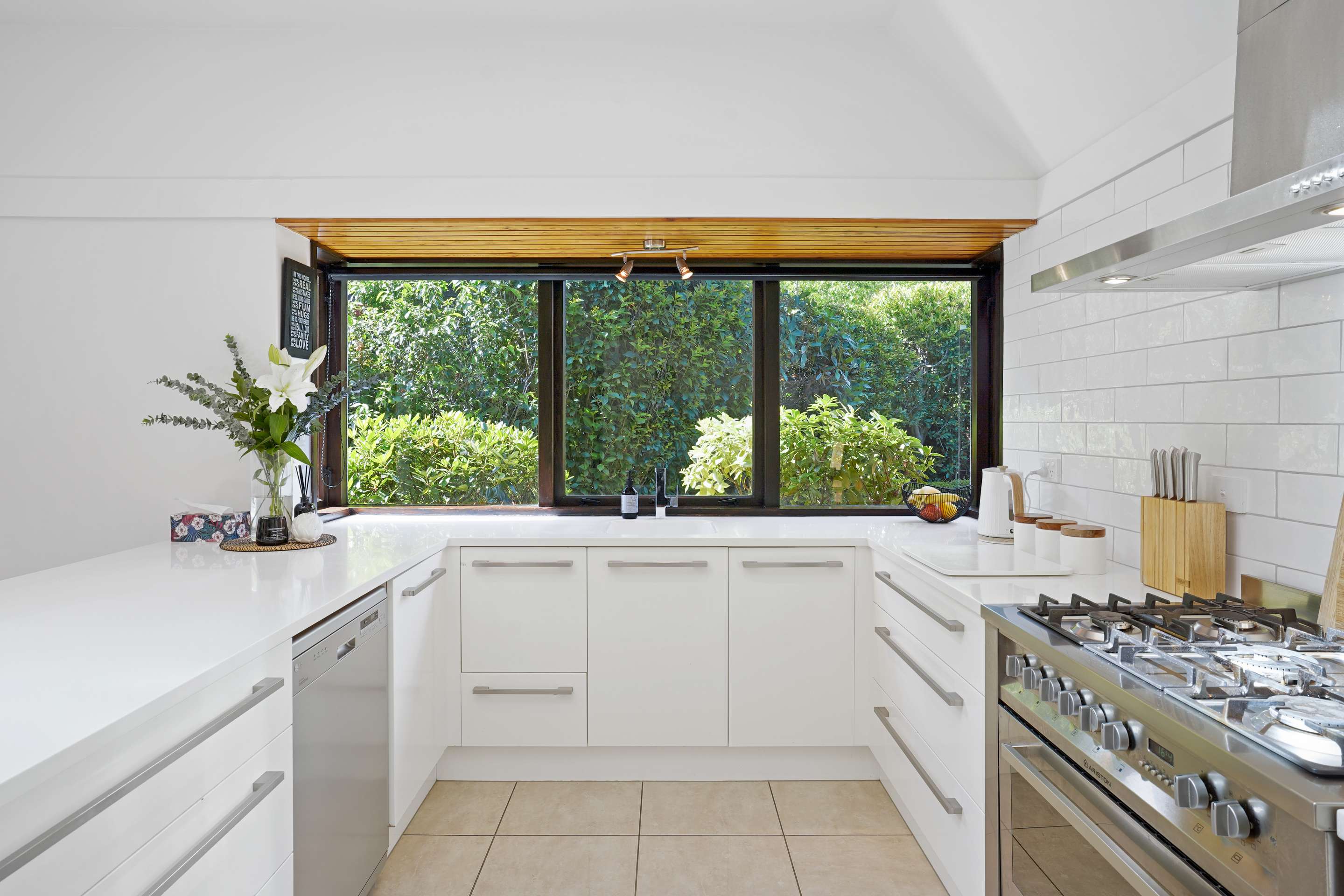 9 Chevron Place, Ilam, Christchurch City | Real Estate | Ray White New ...