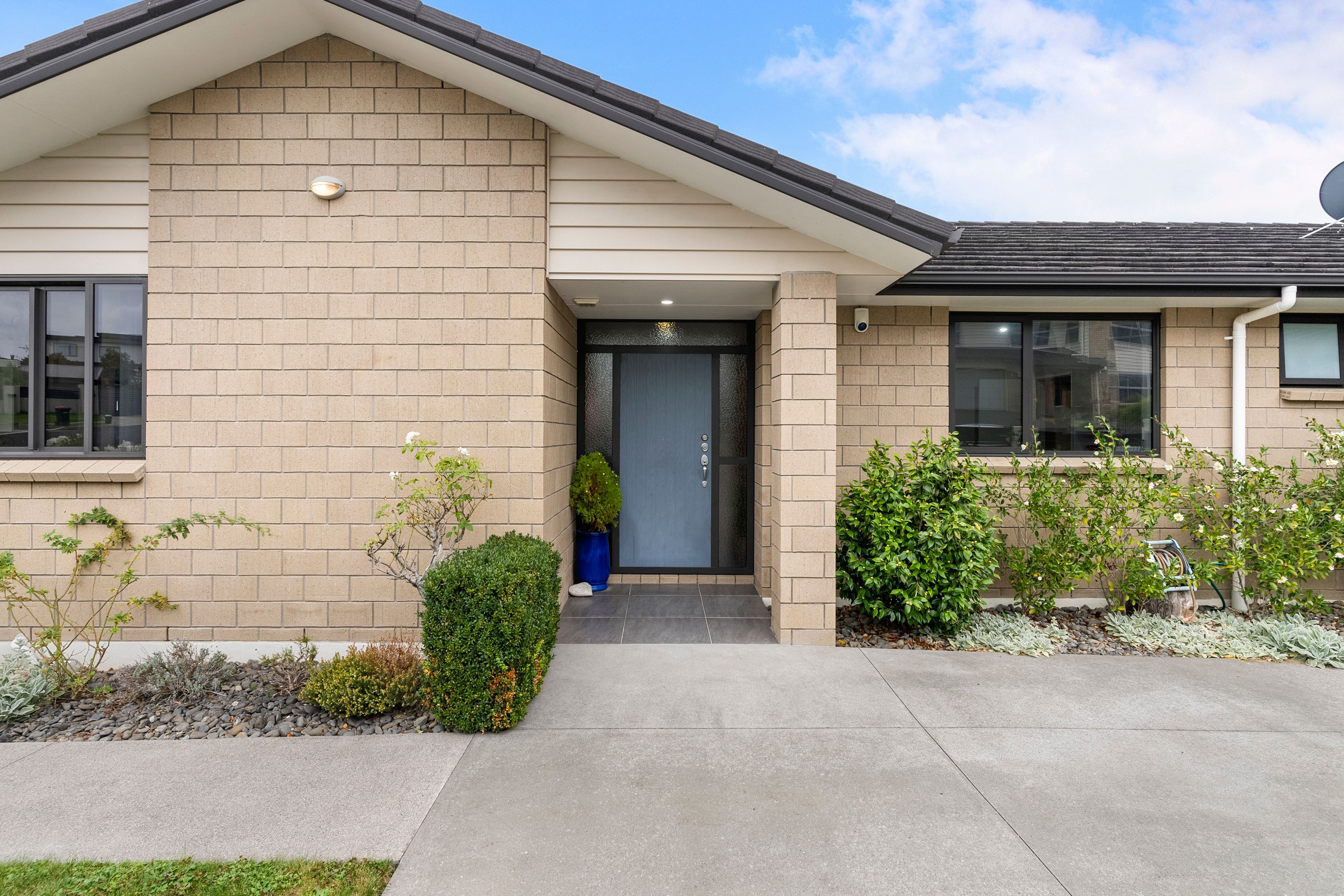 12 Saint Maroun Rise, The Gardens, Manukau City 2105 - Sold House ...