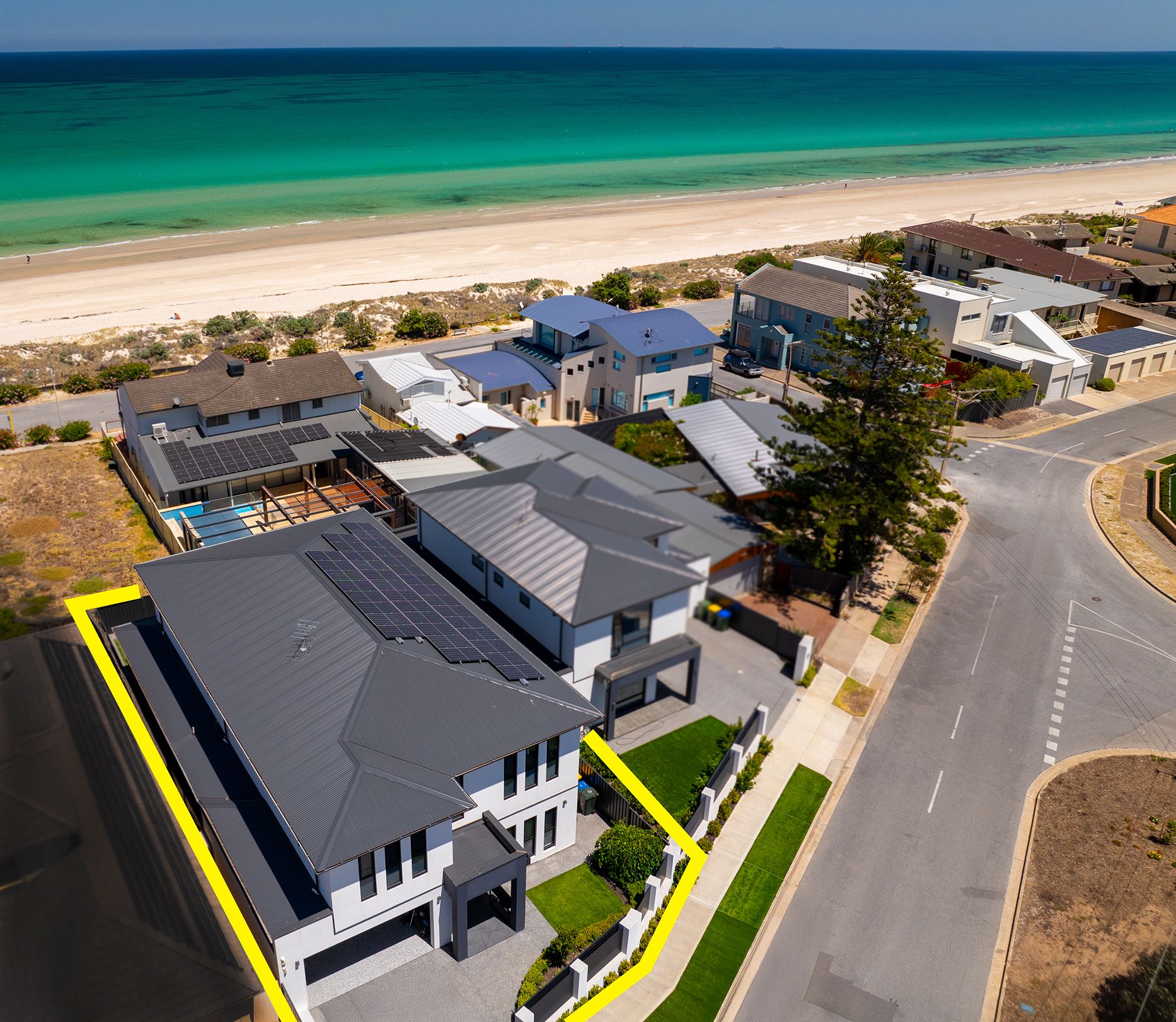 143 Seaview Road, Tennyson, SA 5022 - Sold House - Ray White Henley Beach