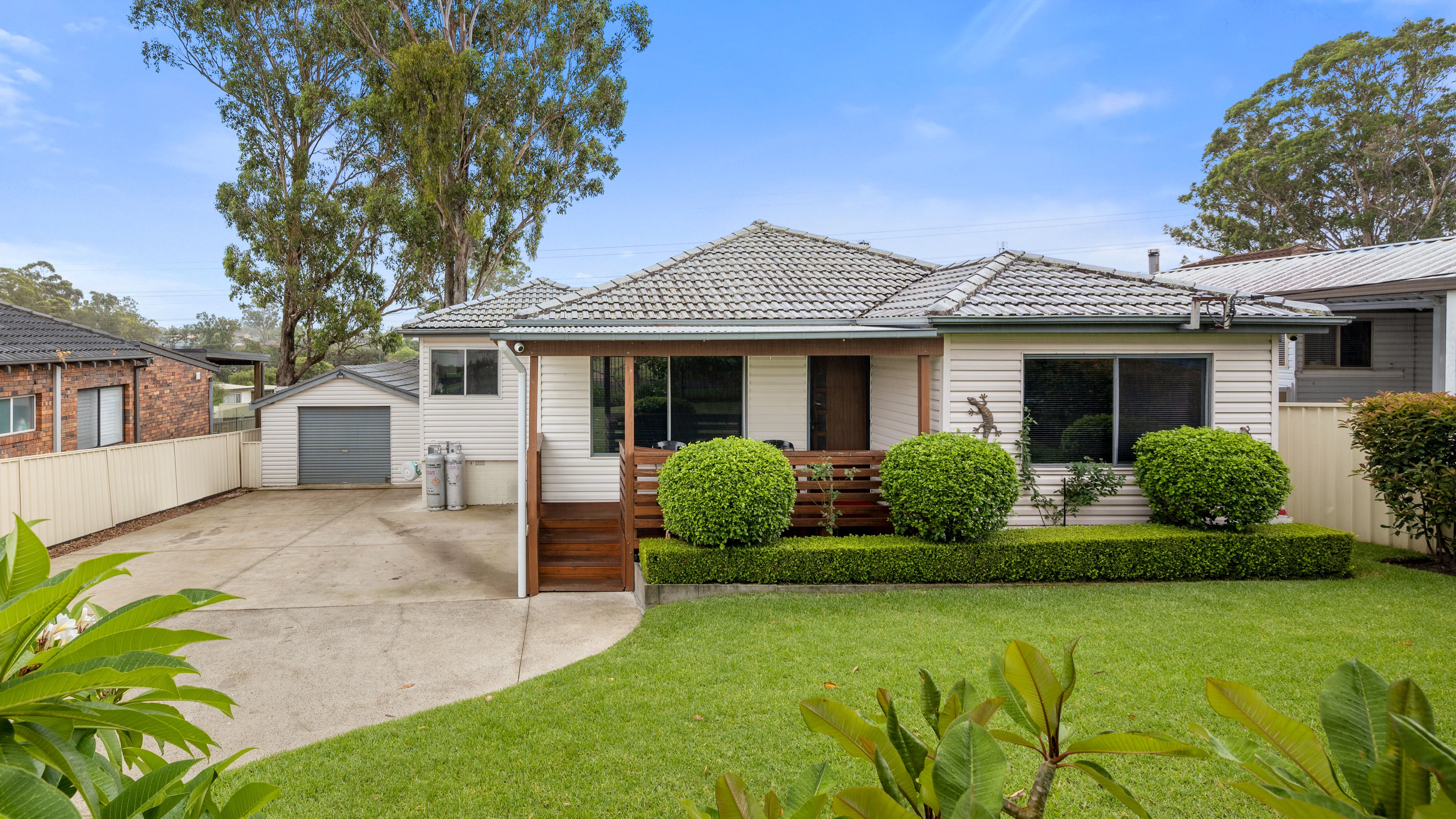 93 Barlow Street, Cambridge Park, NSW 2747 - Sold House - Ray White ...
