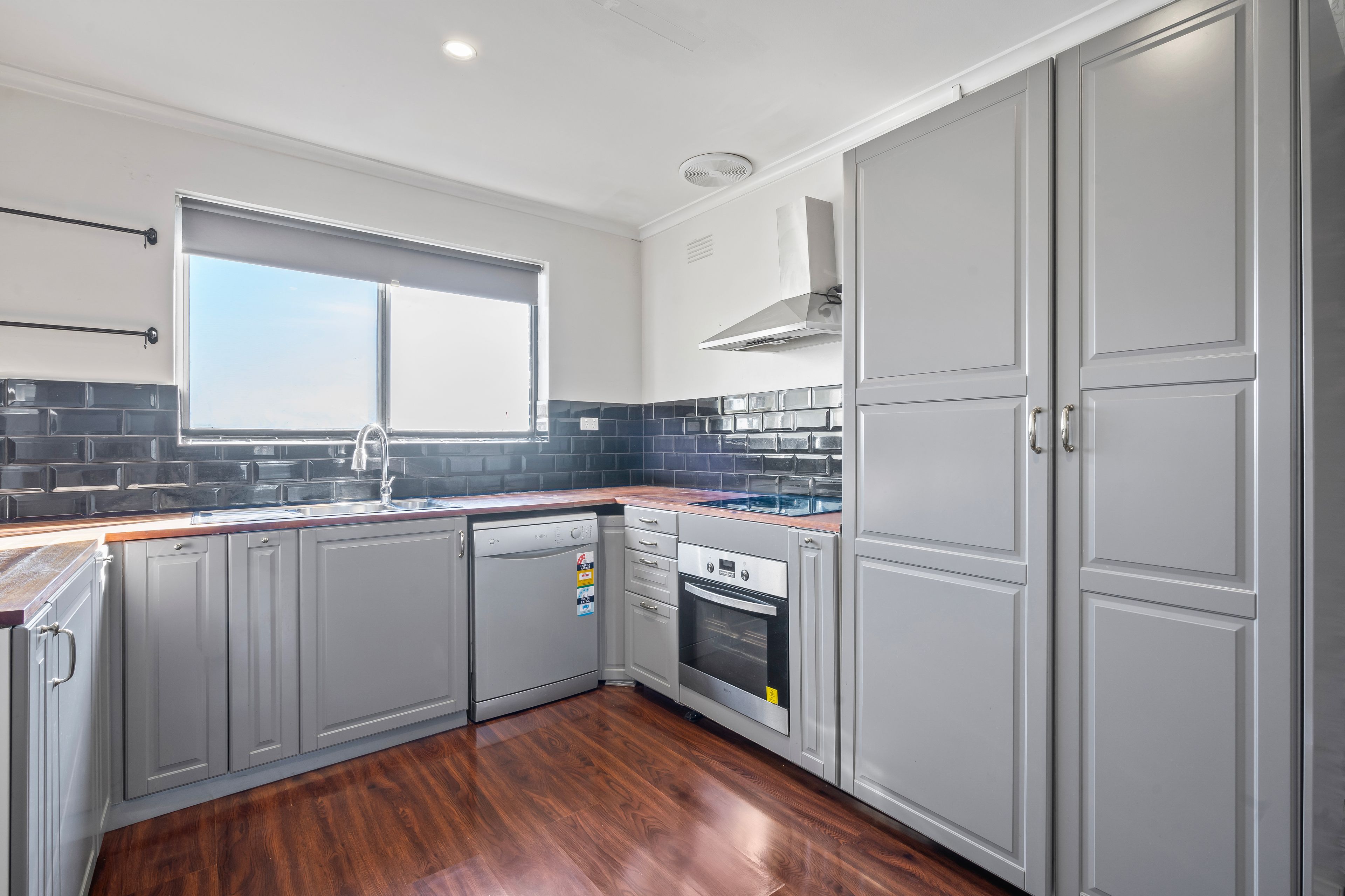 13/131 Cavanagh Street, Cheltenham, VIC 3192 - Leased Apartment - Ray ...