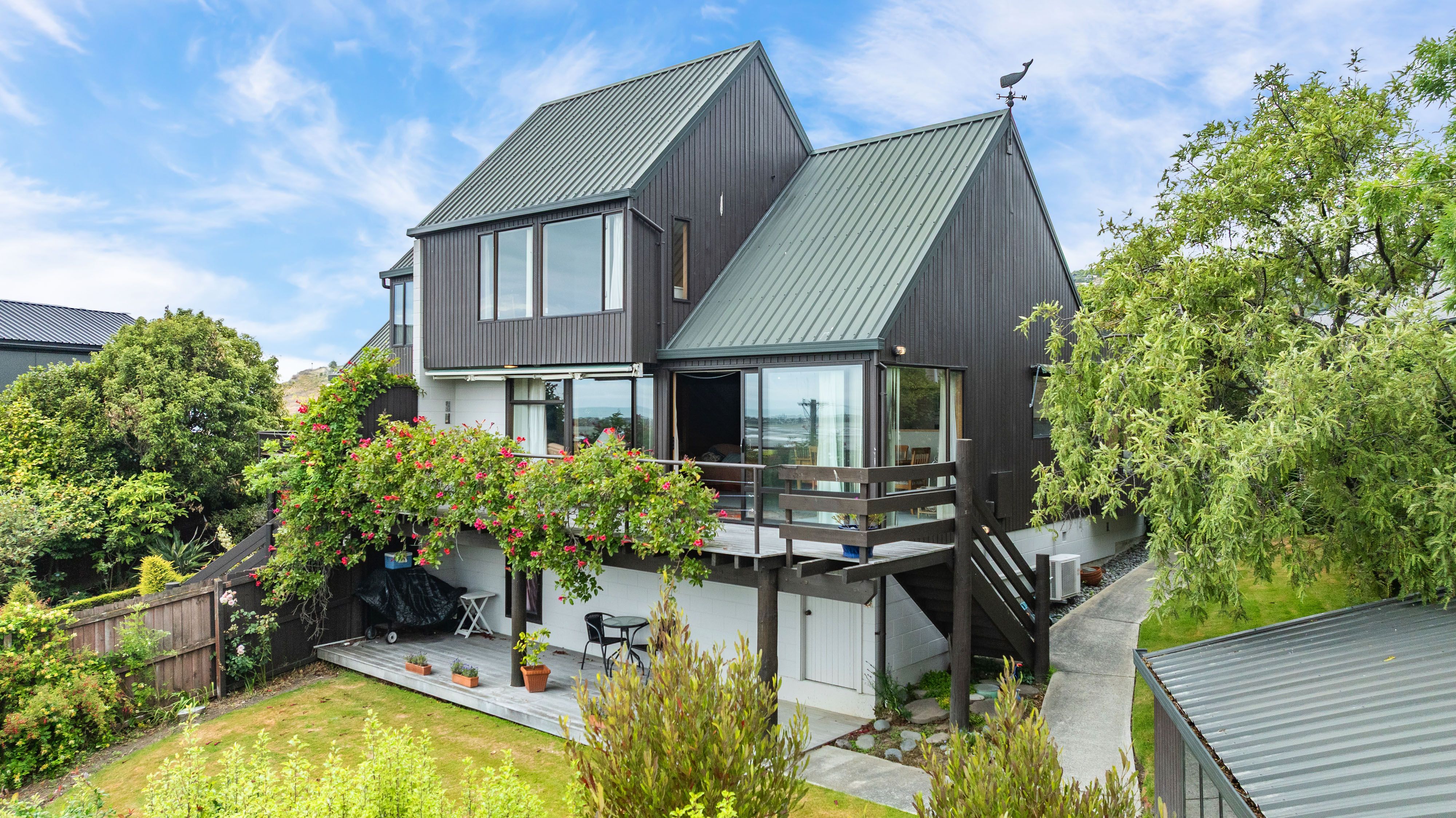 19 Moncks Spur Road, Redcliffs, Christchurch City 8081 - Sold House ...