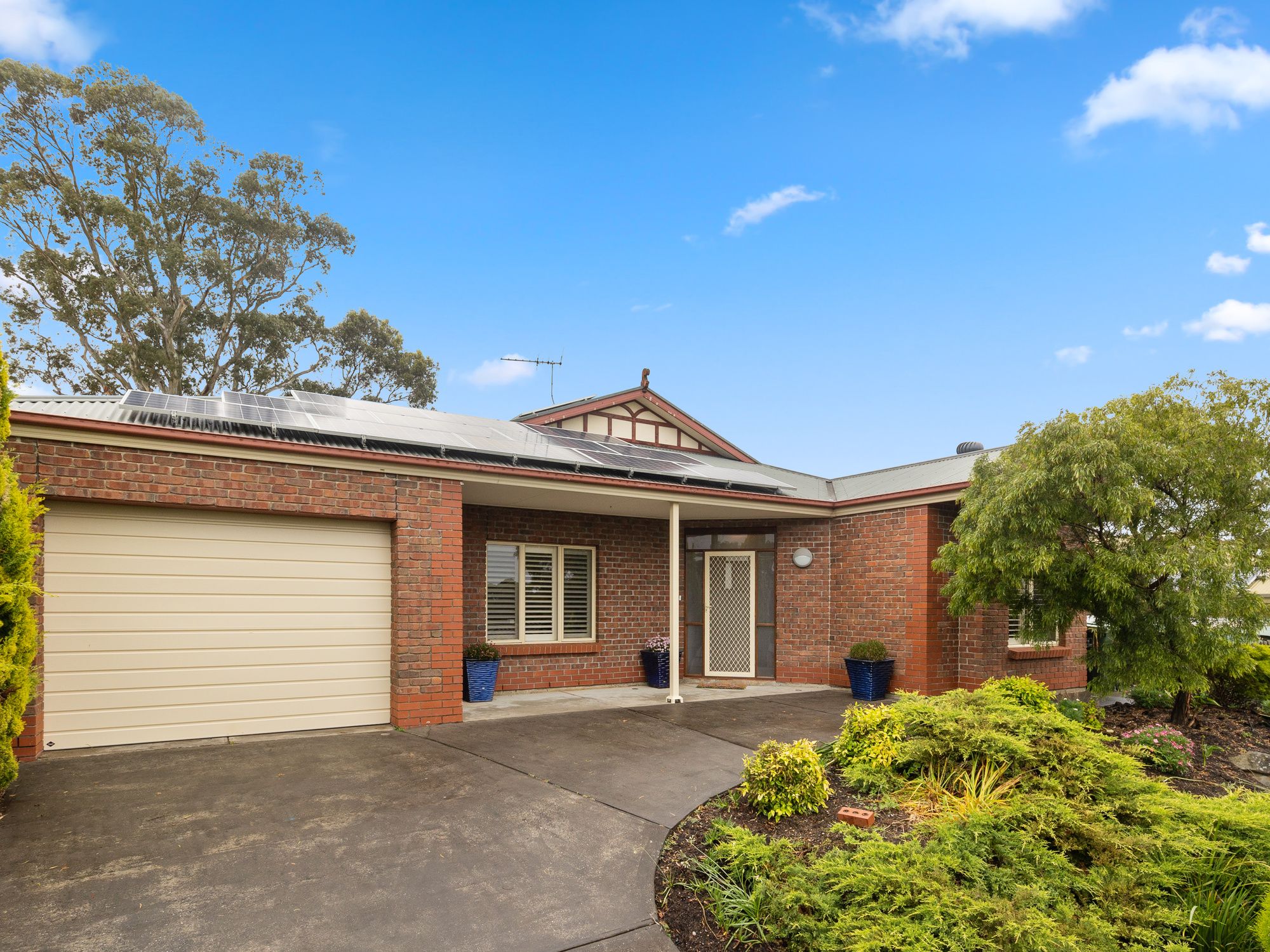 1A Southern Cross Drive, Happy Valley, SA 5159 - Sold House - Ray White ...