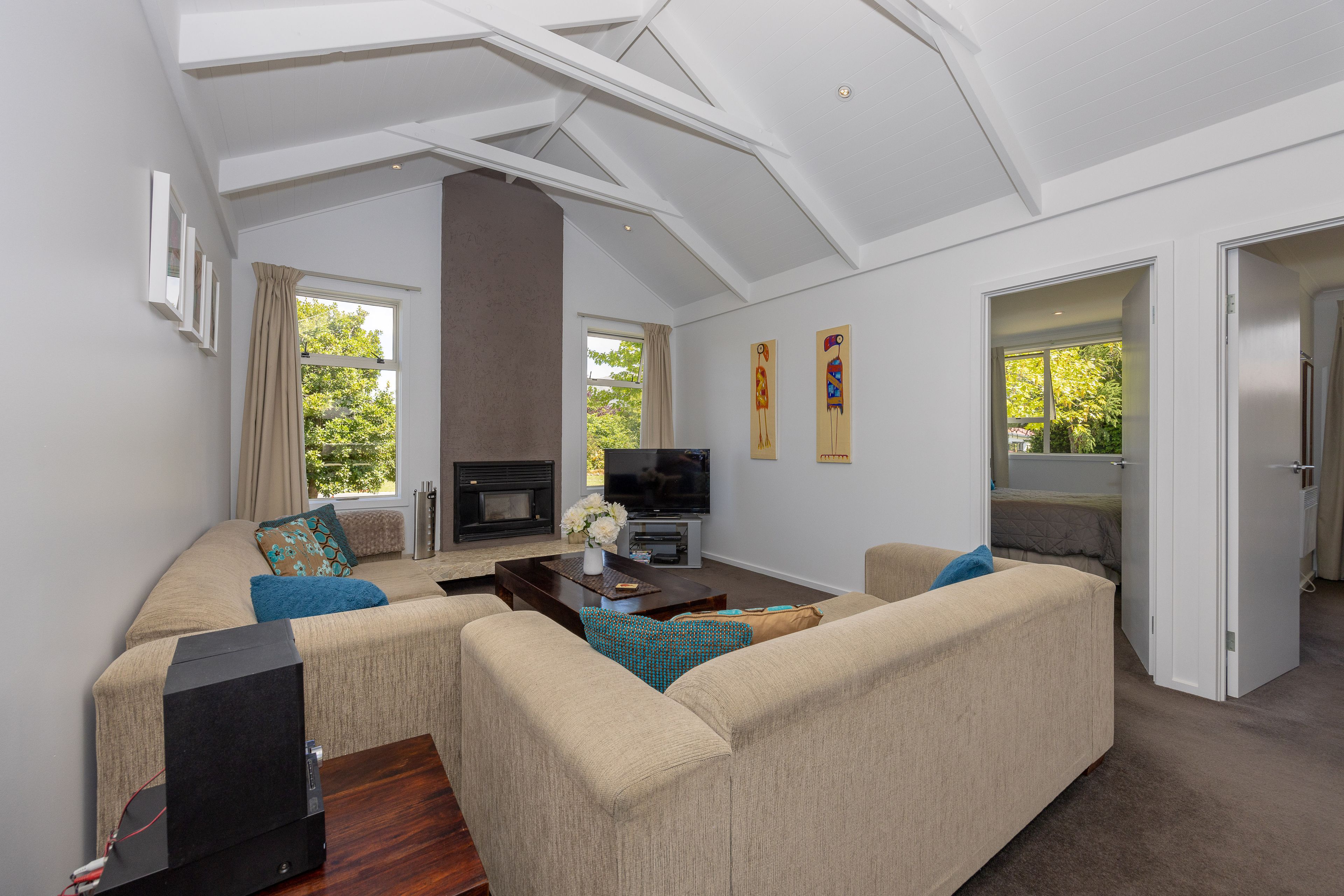 2 Hunter Crescent, Wanaka, Queenstown Lakes District 9305 - Sold House ...