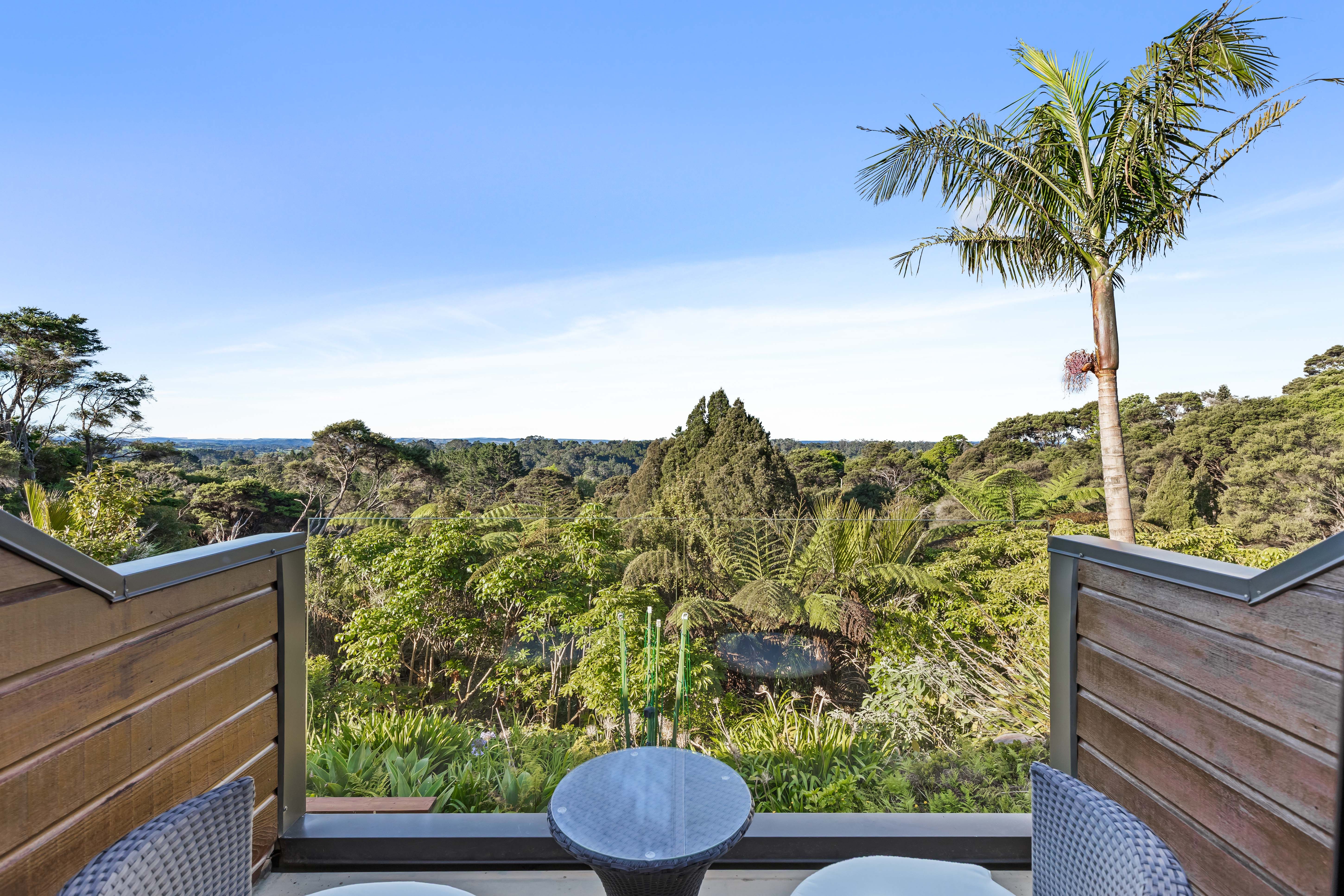 33 Puketaha Road, Swanson, Waitakere City 0612 - Sold House - Ray White ...