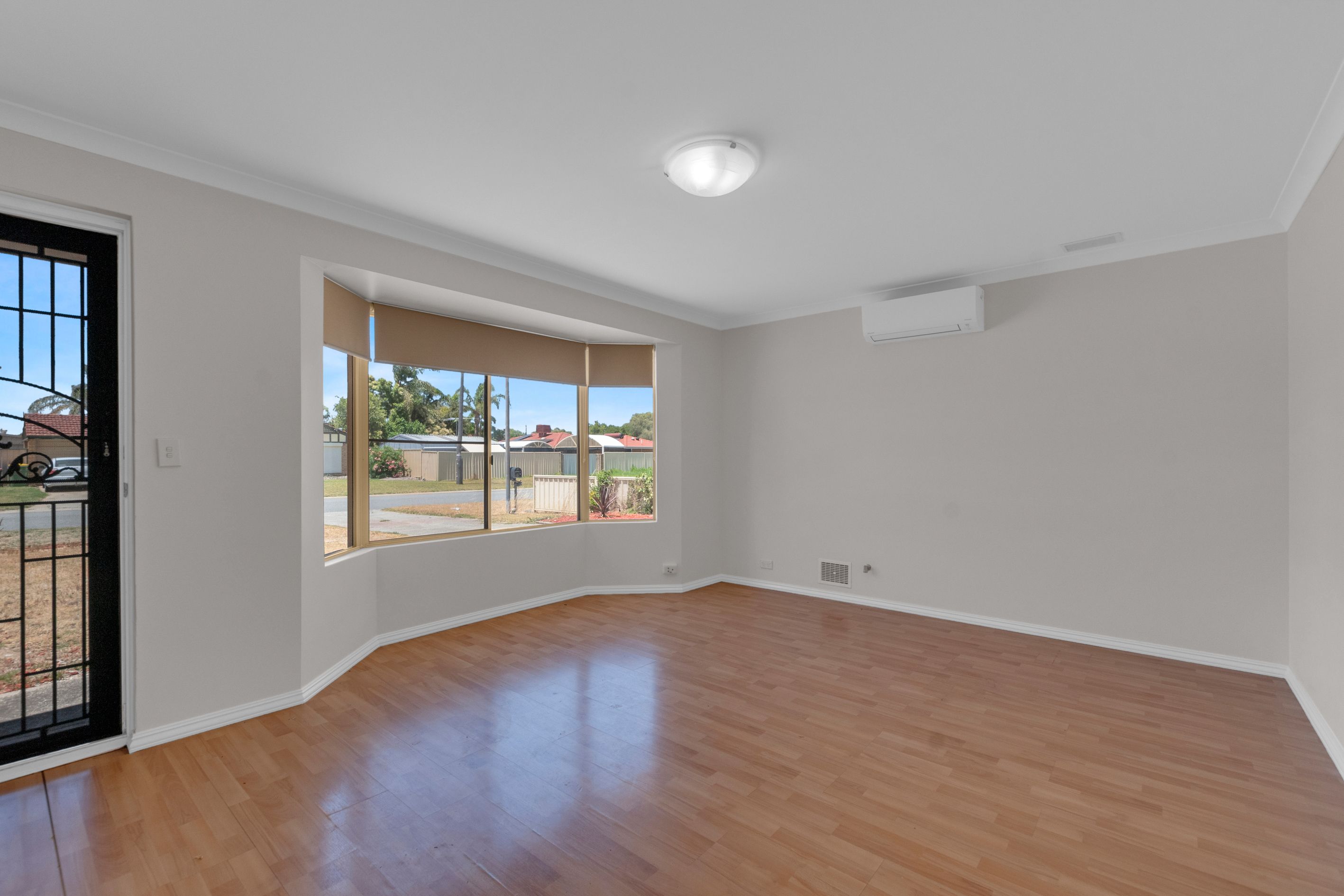 50 Minigwal Loop, Waikiki, WA 6169 - House for Rent - Ray White ...