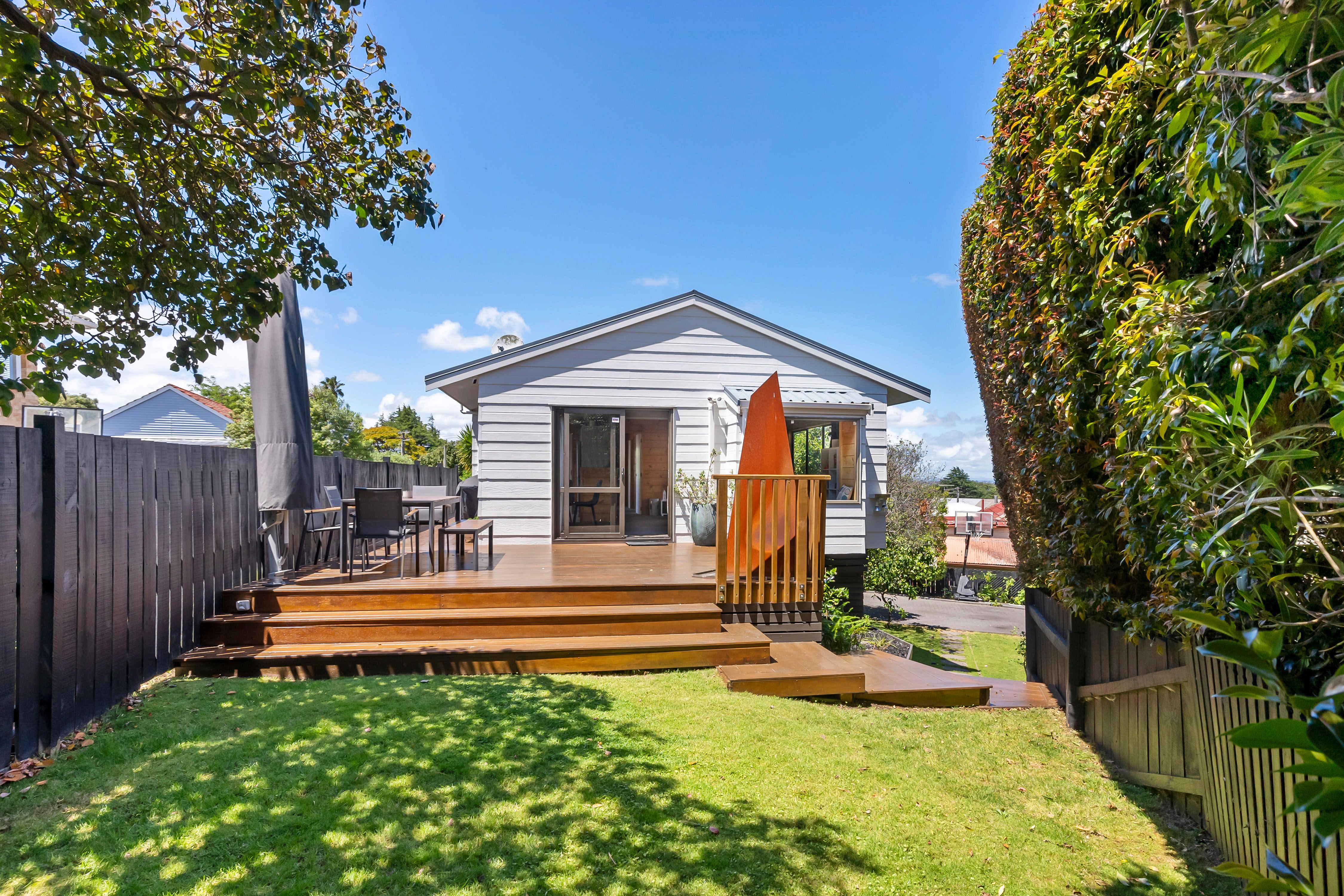 2/7c Hoheria Road, One Tree Hill, Auckland City 1051 - Sold House - Ray ...
