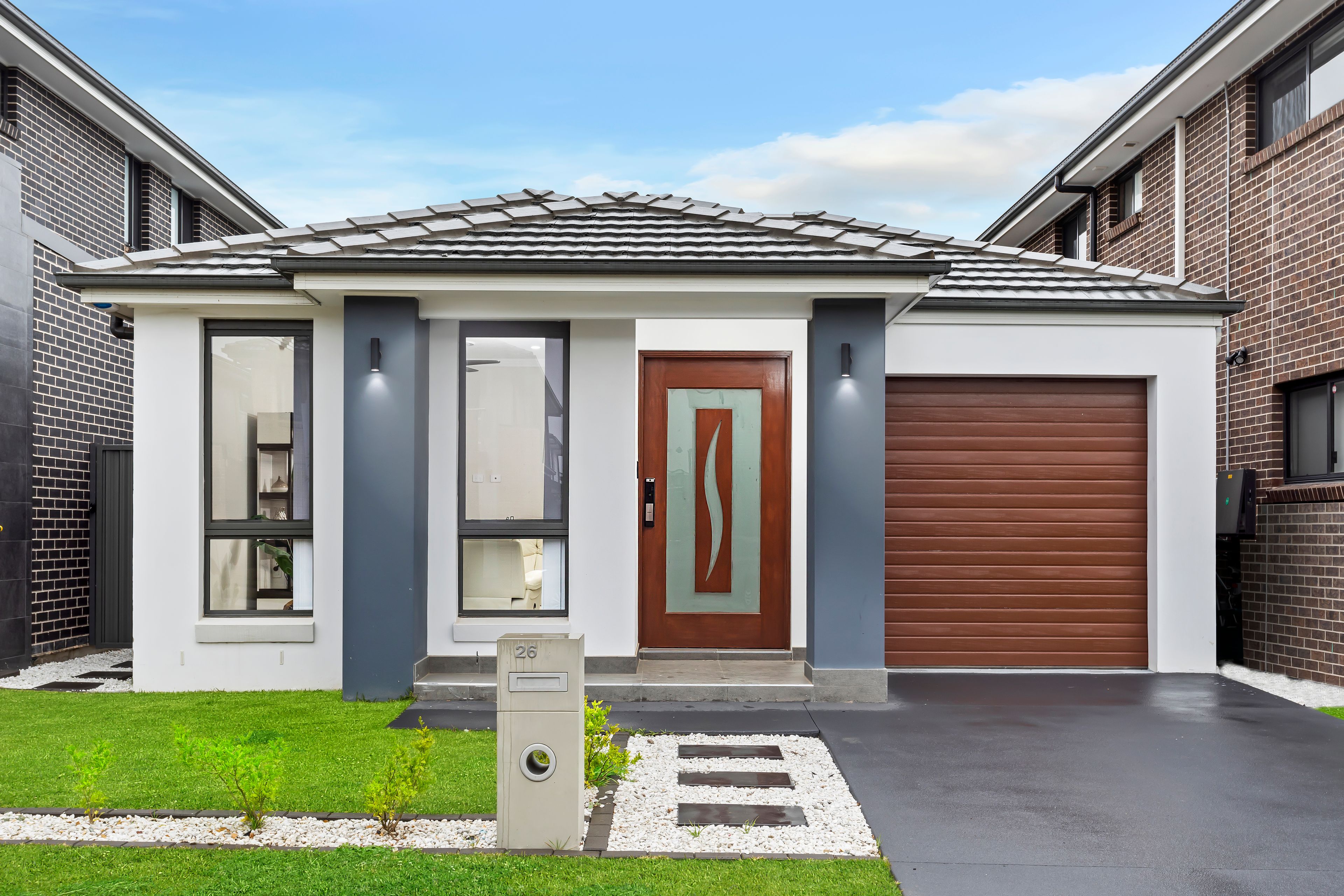 Ray White Schofields