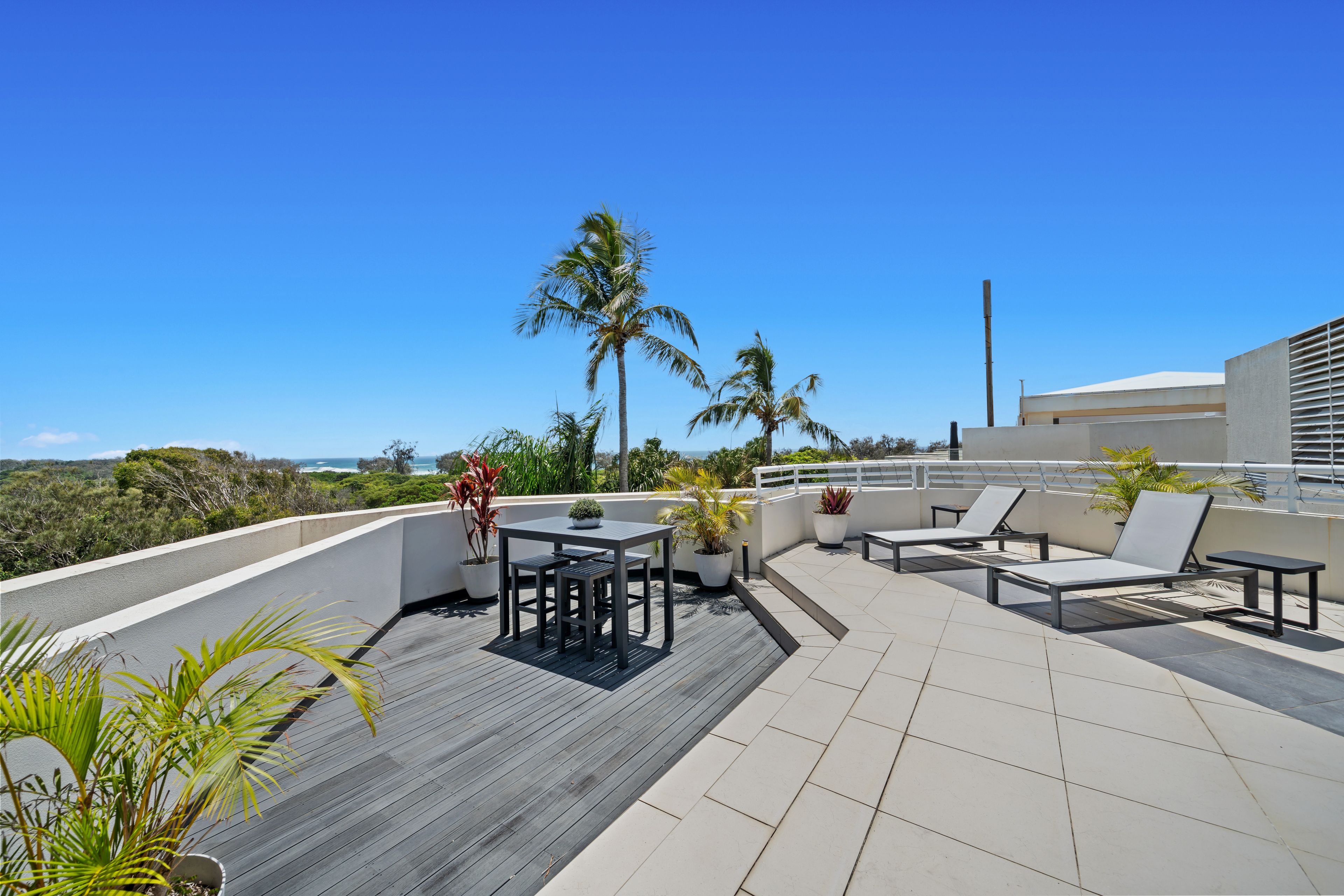 44/135 Seaworld Drive, Main Beach, QLD 4217 - Apartment for Sale - Ray ...