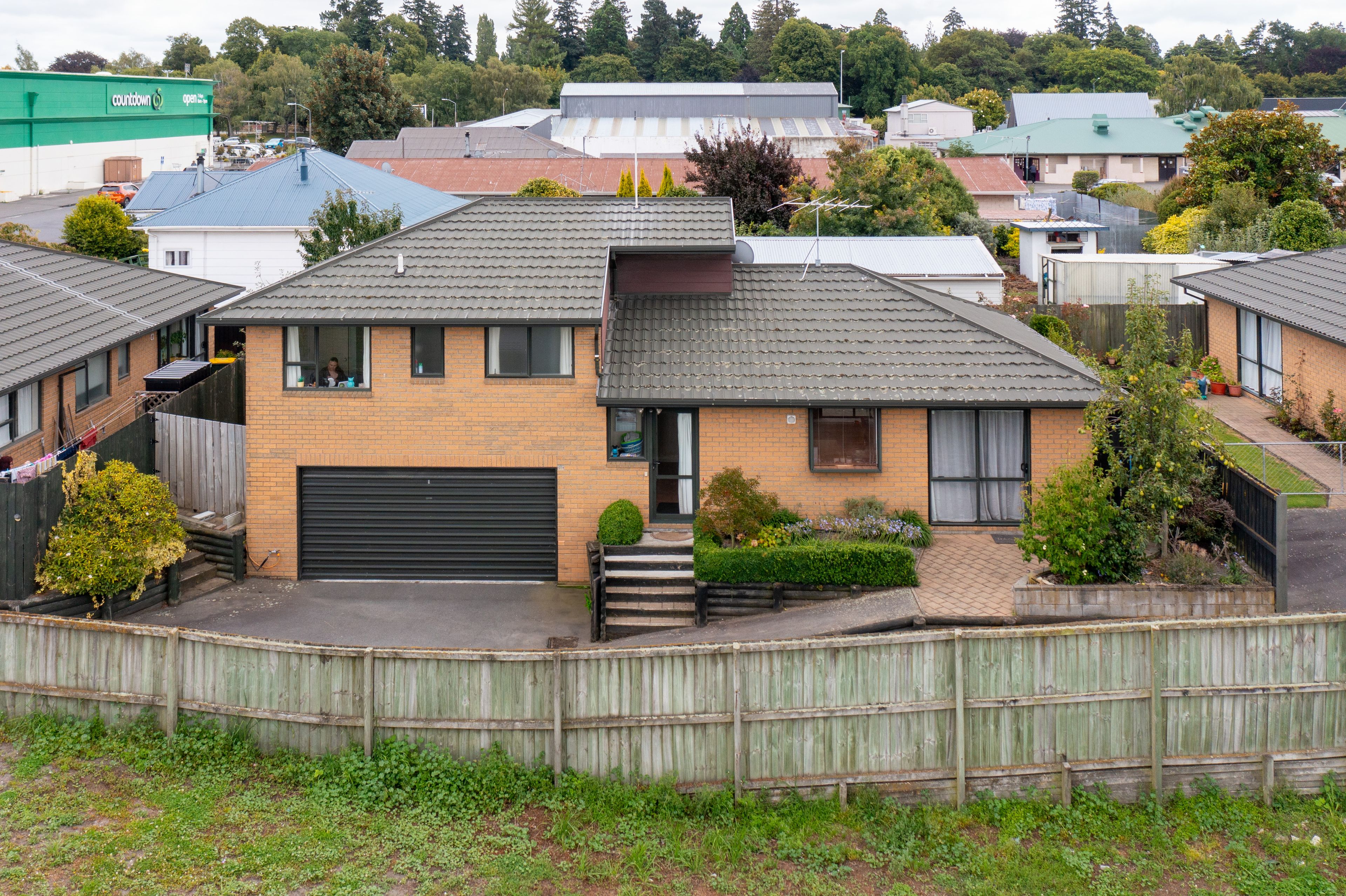 25 Peter Street, Ashburton, Ashburton District 7700 - Sold House - Ray ...