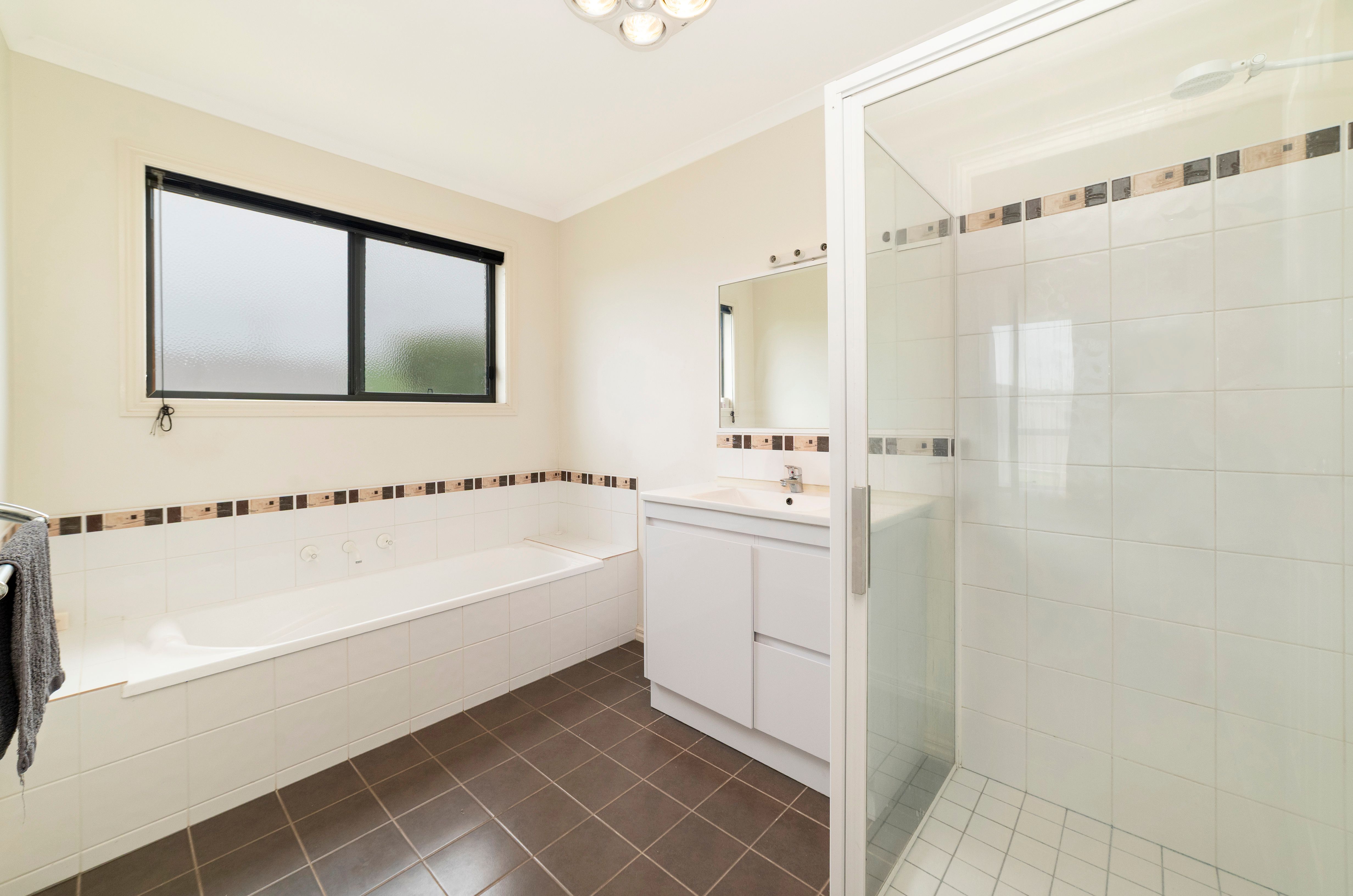12 Maycarn Court, Warrnambool, VIC 3280 - Sold Unit - Ray White Warrnambool