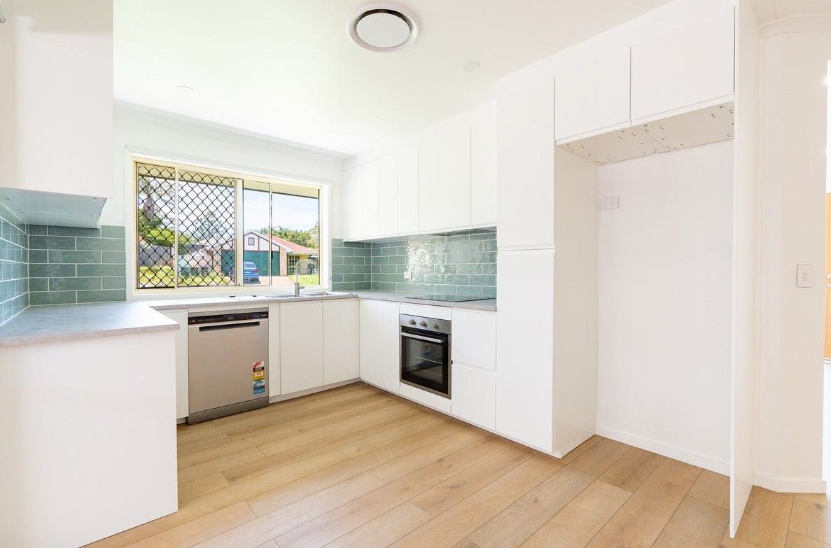 17 Washbrook Crescent, Petrie, QLD 4502 - Leased House - Ray White ...