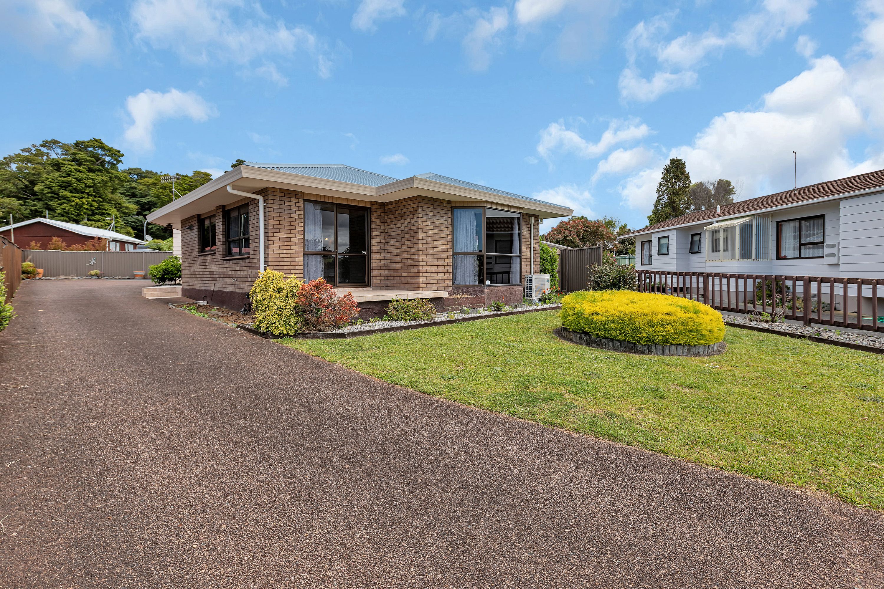 11 Amber Drive, Tikipunga, Whangarei District 0112 - Sold House - Ray ...