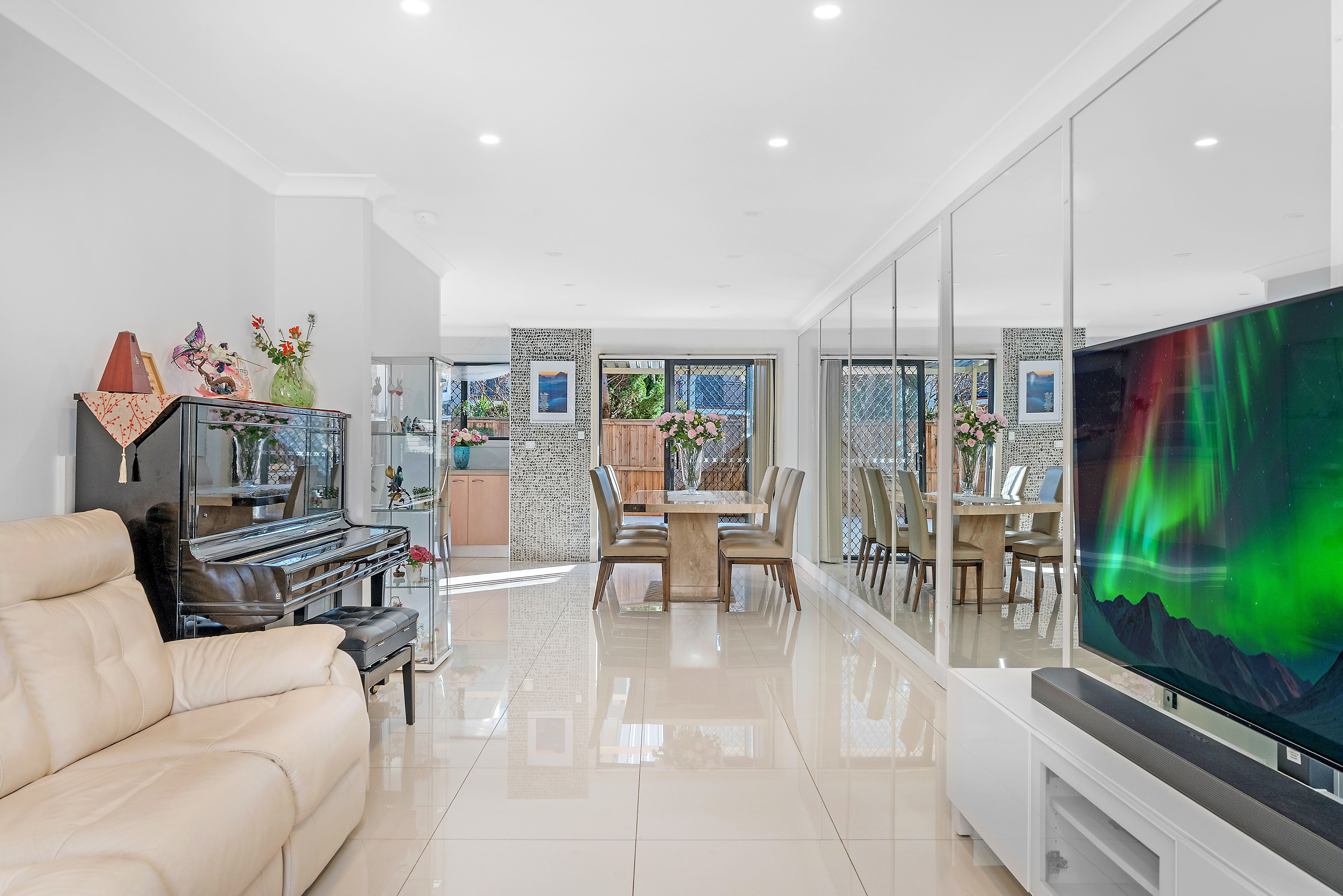 32/29-31 Alfred Street, Clemton Park, NSW 2206 - Sold Townhouse - Ray ...