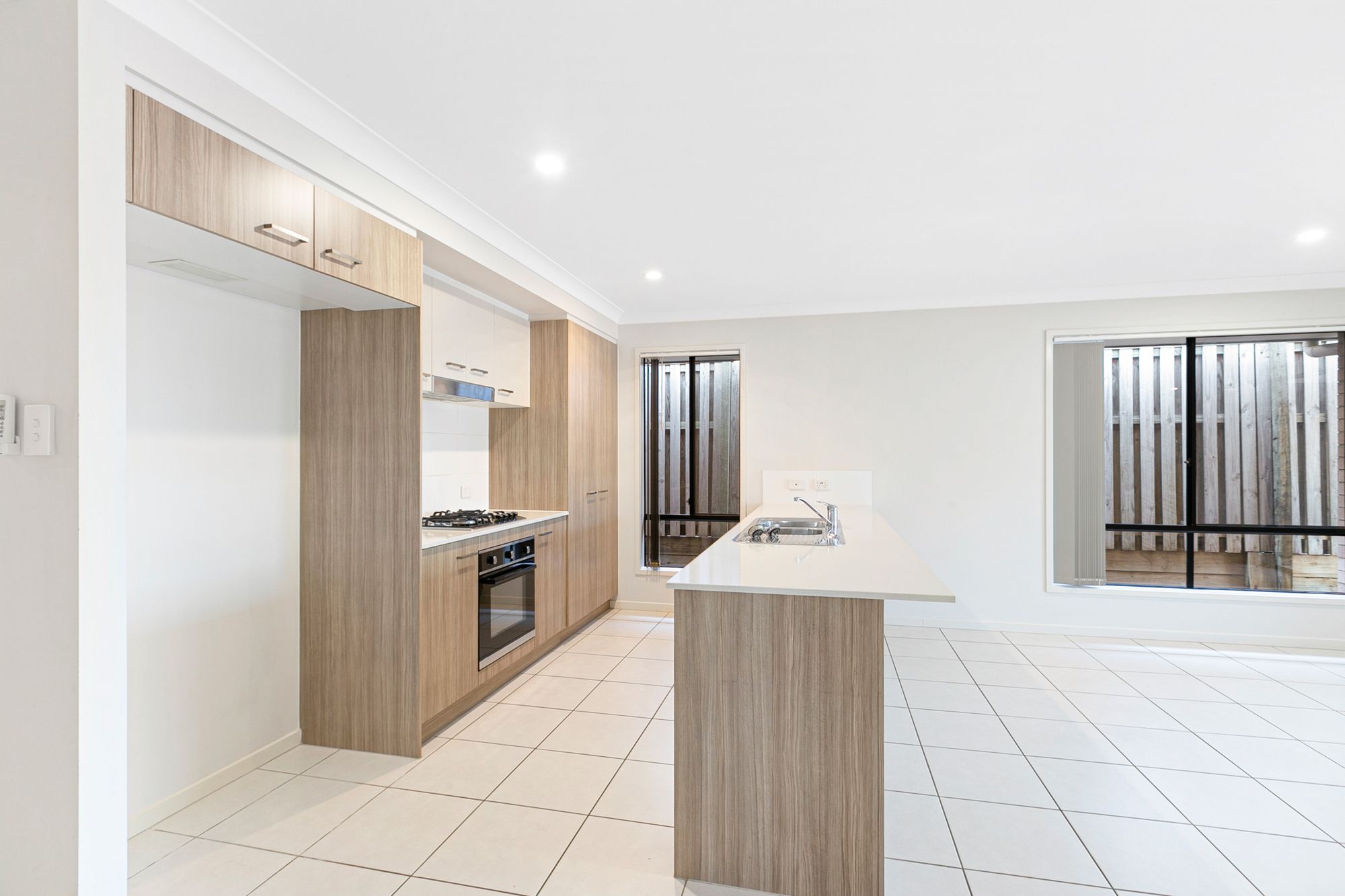 61 Chelsea Crescent, Bridgeman Downs, QLD 4035 - Sold House - Ray White ...