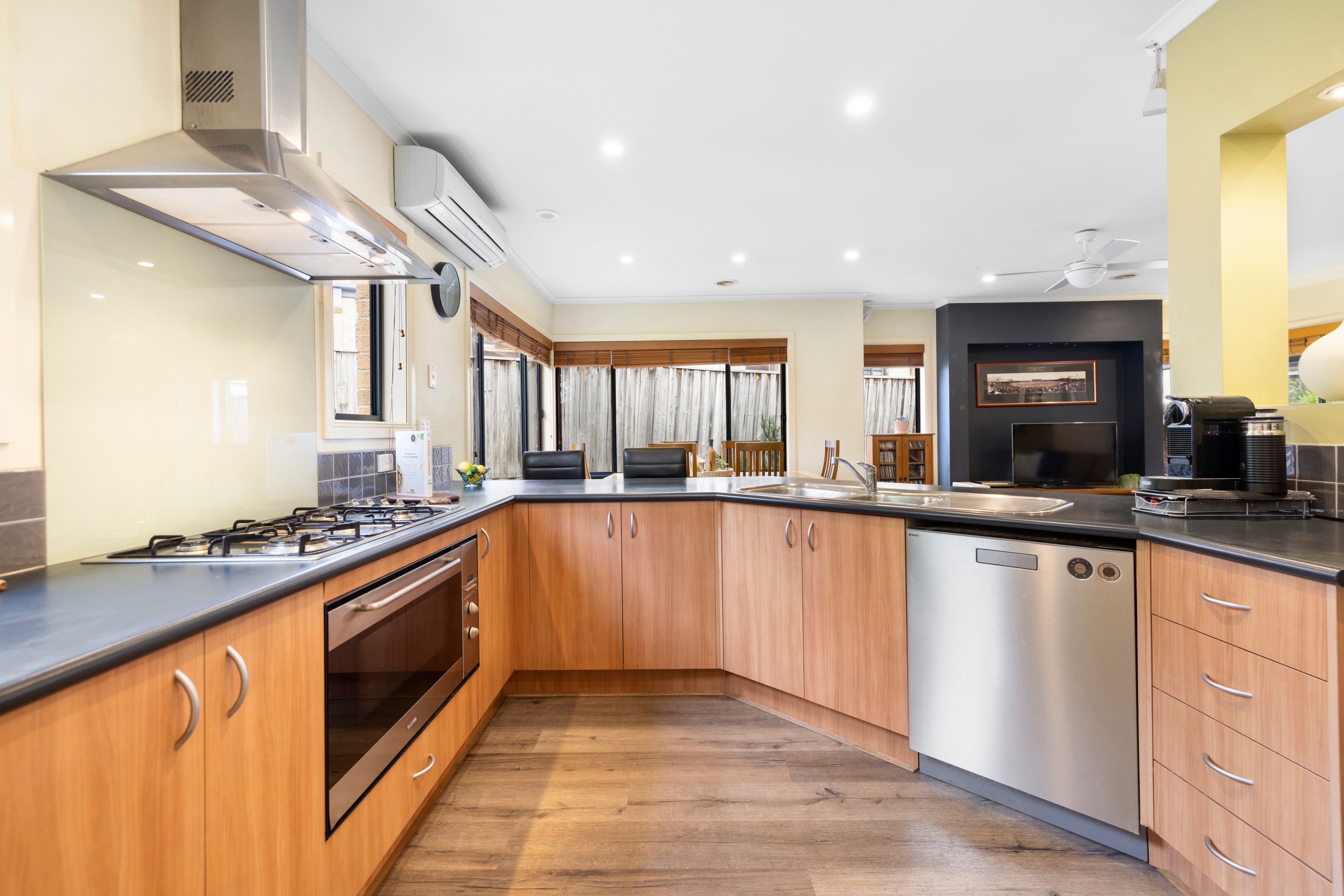 3 Highgate Way, Rowville, VIC 3178 - Sold House - Ray White Ferntree Gully