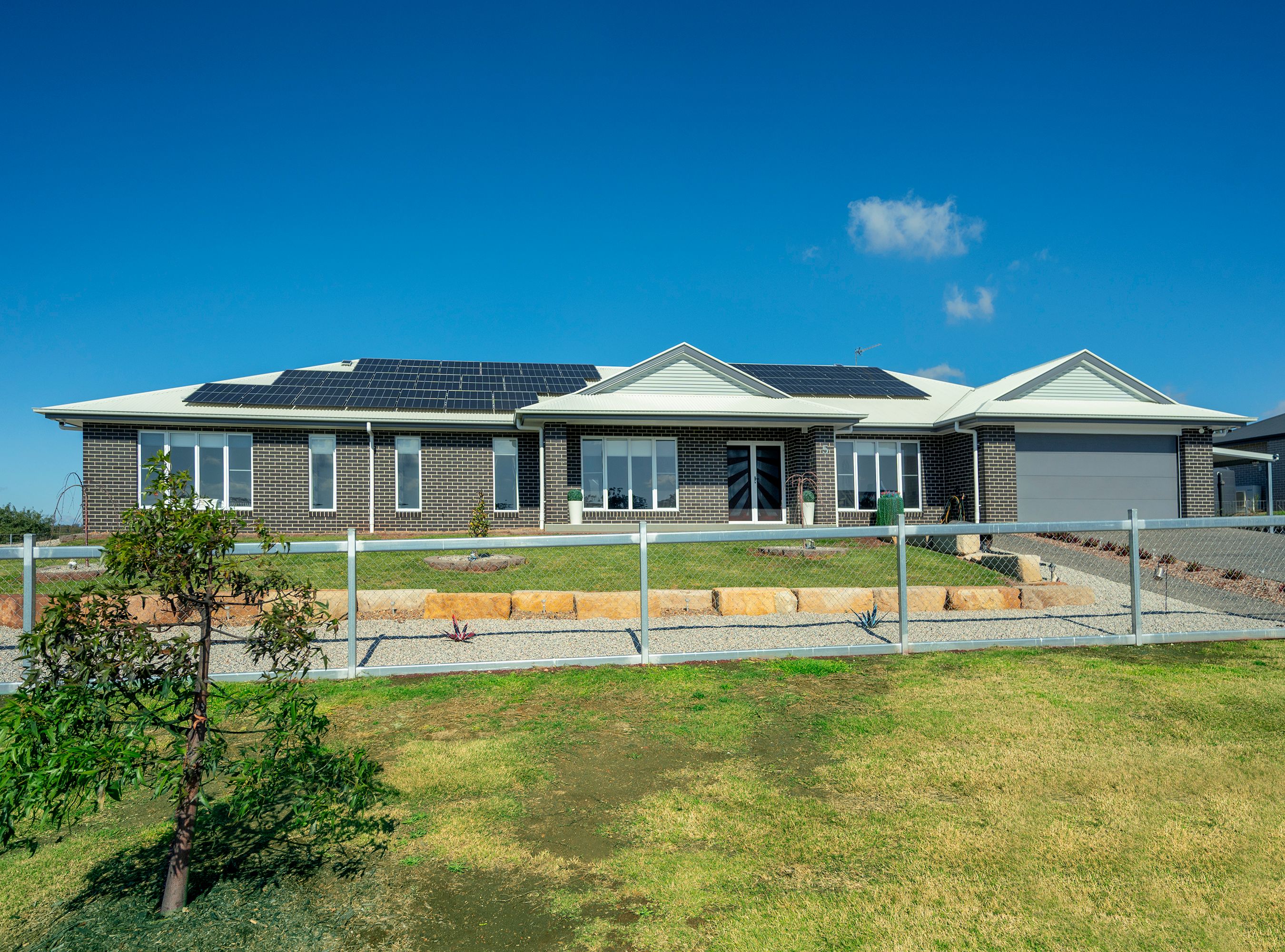 Ray White Highfields - Selling All Areas