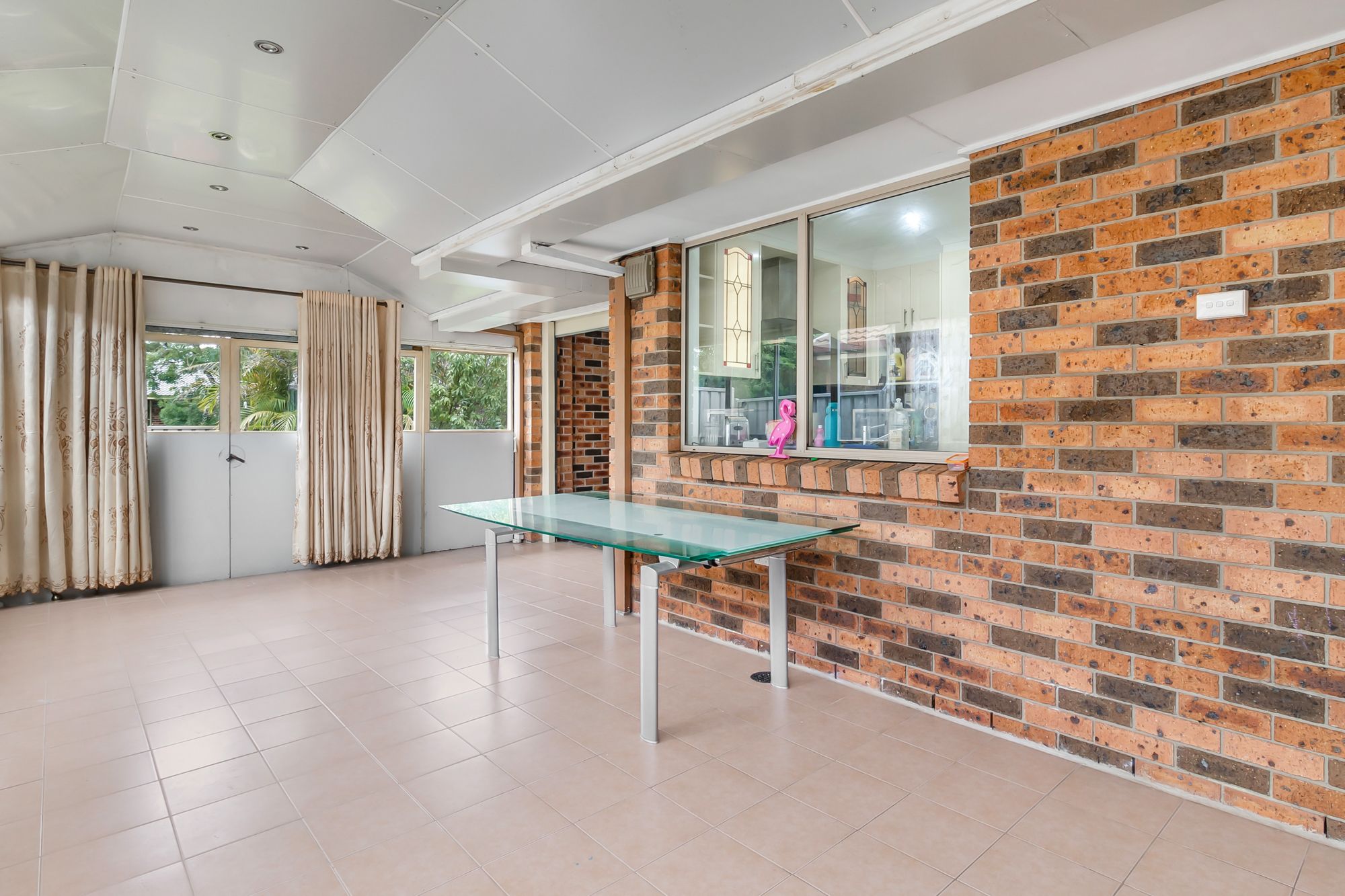 33 Falcon Crescent, Claremont Meadows, NSW 2747 - Sold House - Ray ...