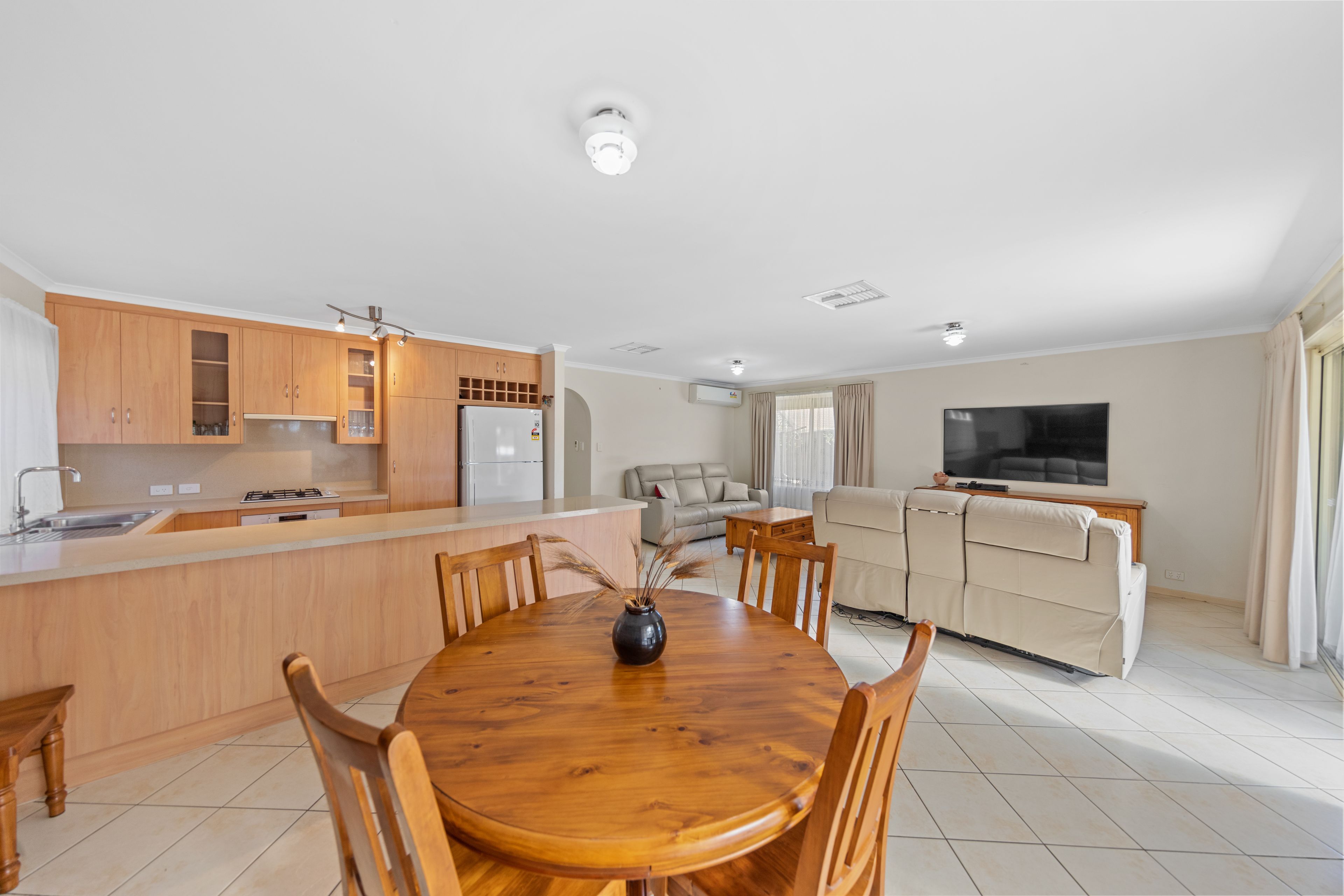 15 Harvey Avenue, Walkley Heights, SA 5098 - Sold House - Ray White ...