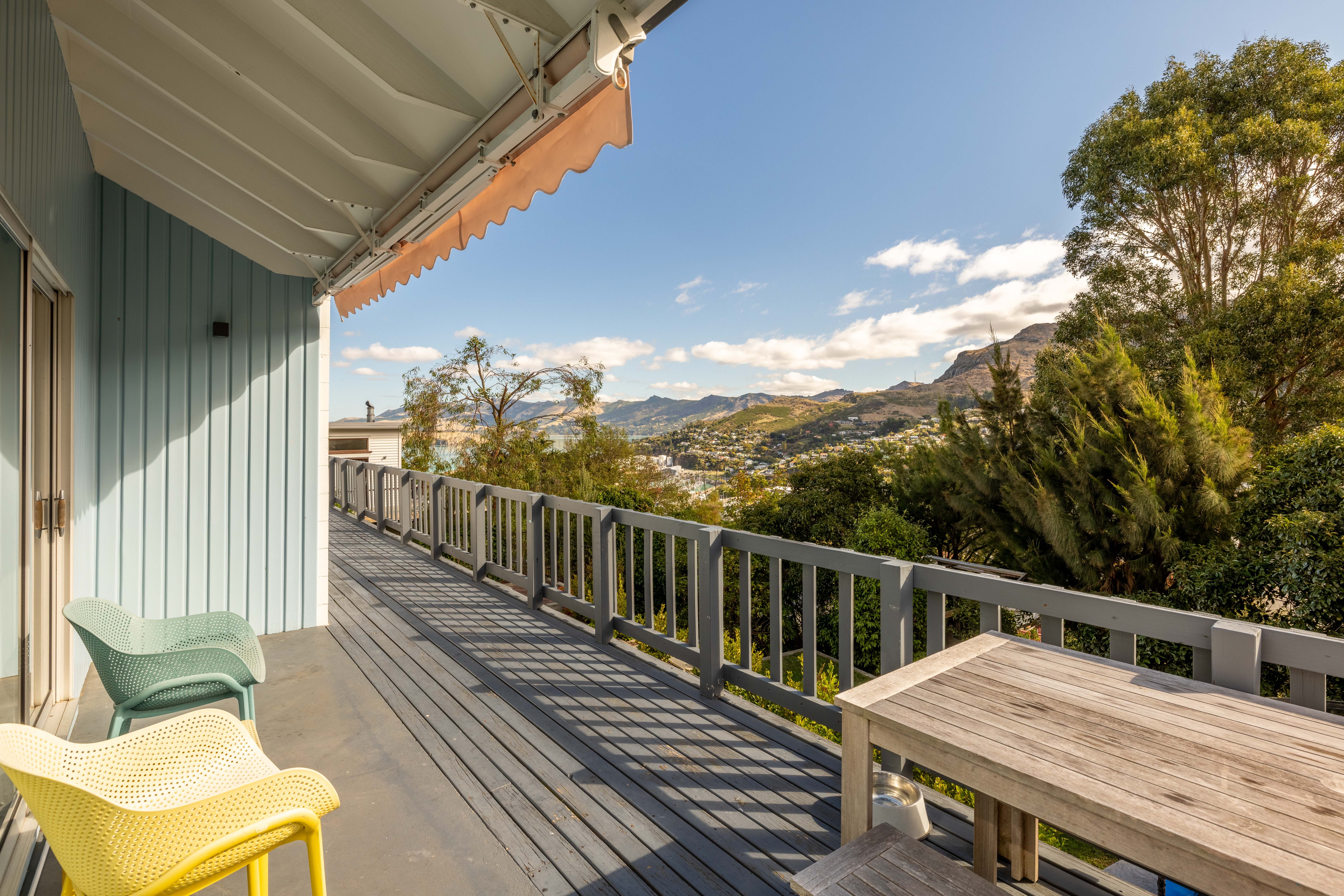 19 Foster Terrace, Lyttelton, Christchurch City 8082 - Sold House - Ray ...