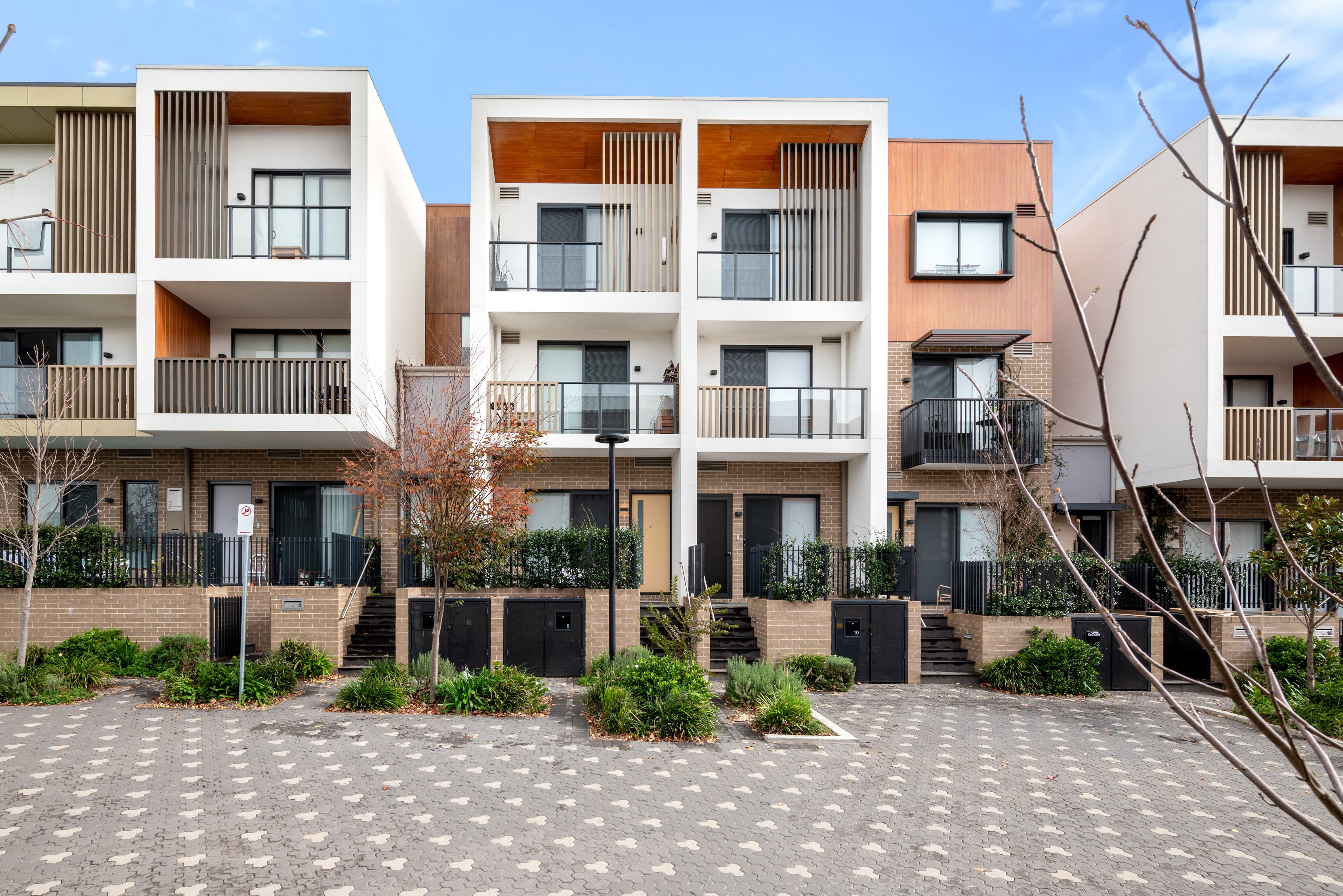 8 Gratwick Mews, Edmondson Park, NSW 2174 - Sold House - Ray White ...