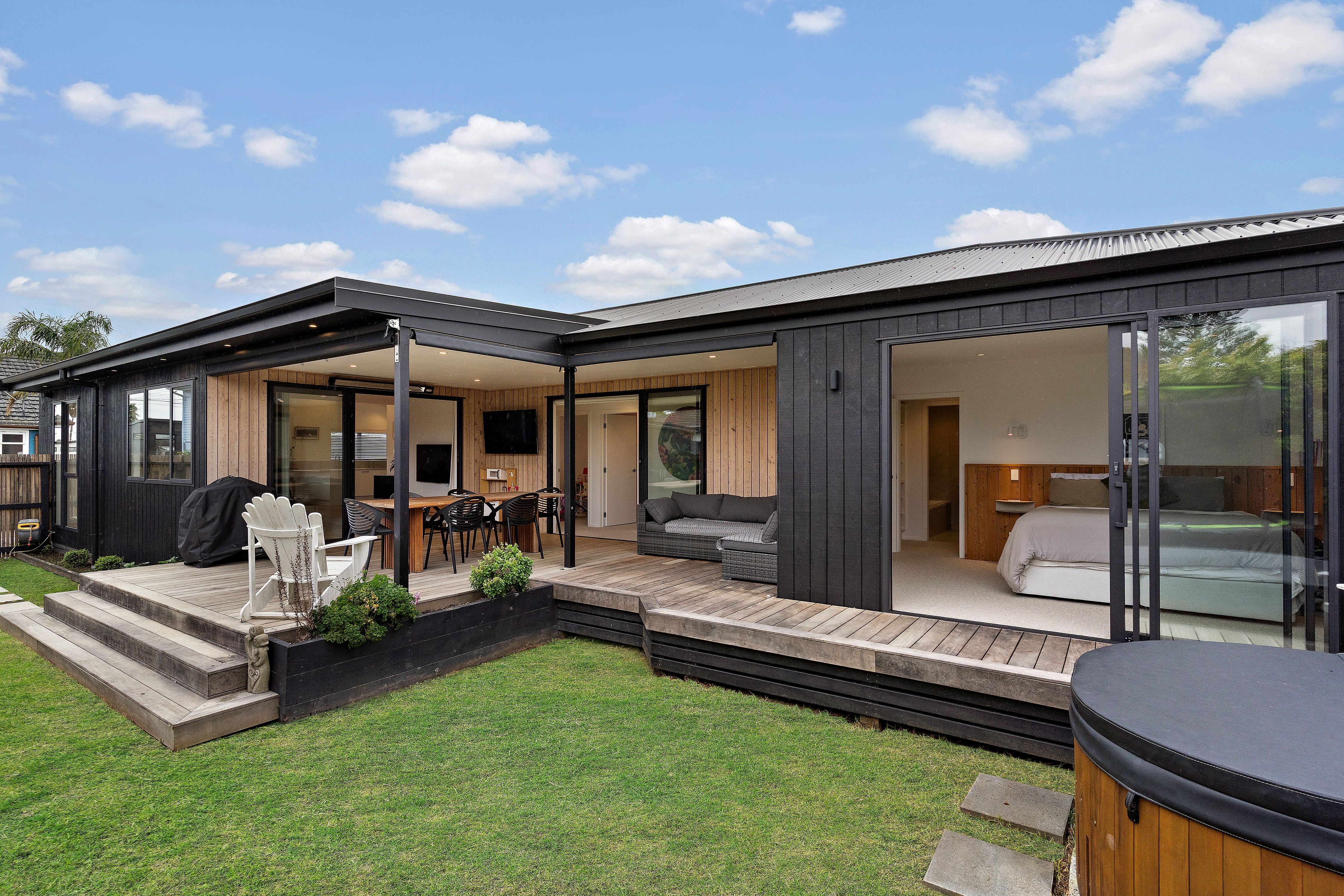 726A Te Atatu Road, Te Atatu Peninsula, Waitakere City 0610 - Sold ...